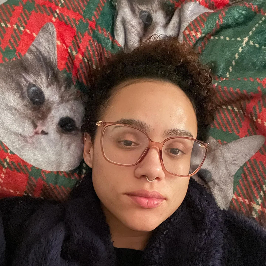 Bedtime selfie | Scrolller