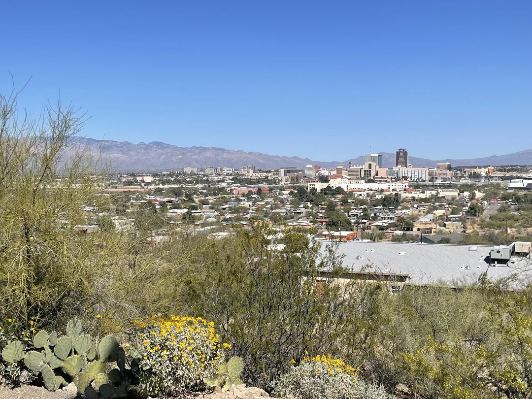 Looking from the west side of Tucson, AZ [OC] | Scrolller
