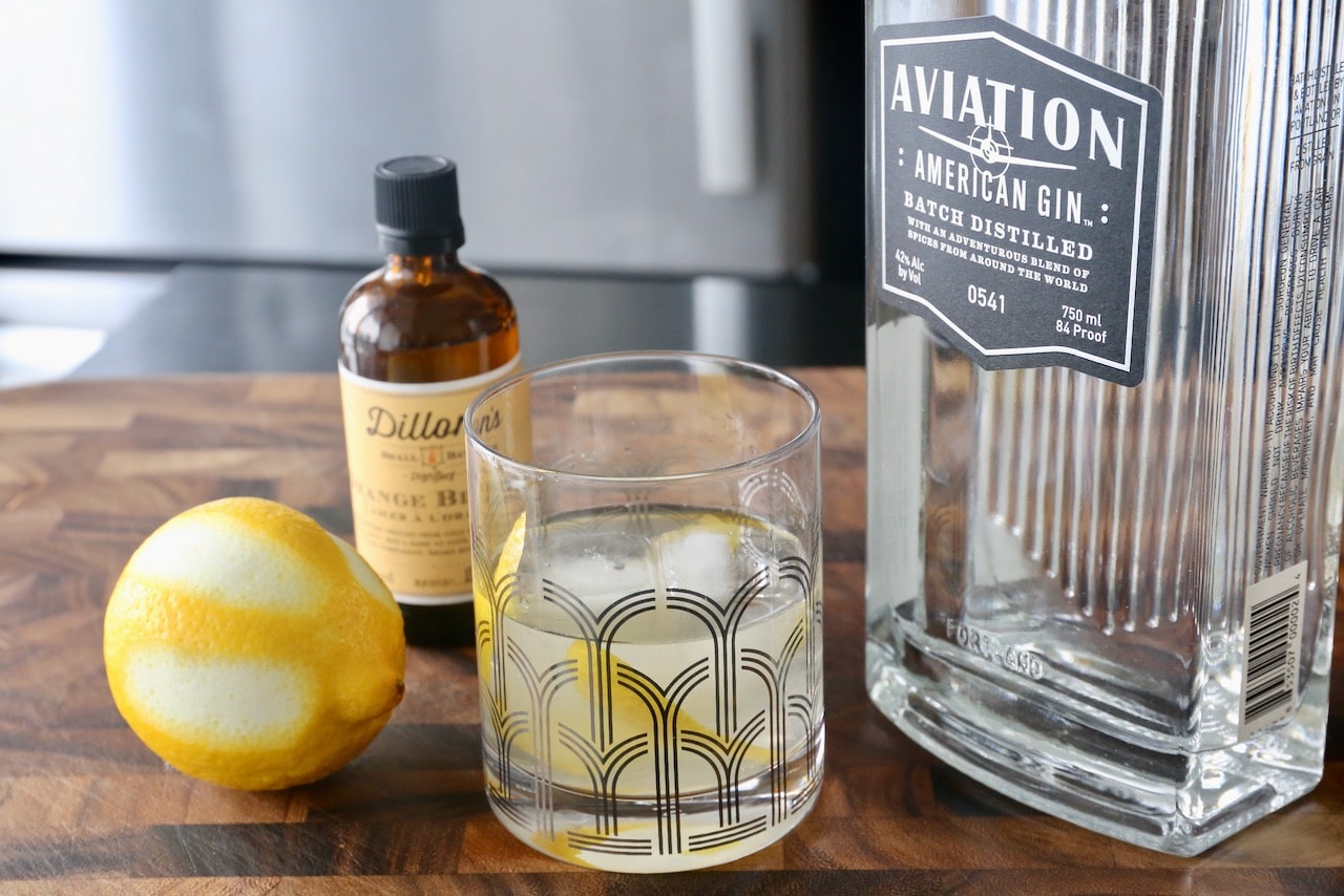 Gin Old Fashioned Cocktail | Scrolller