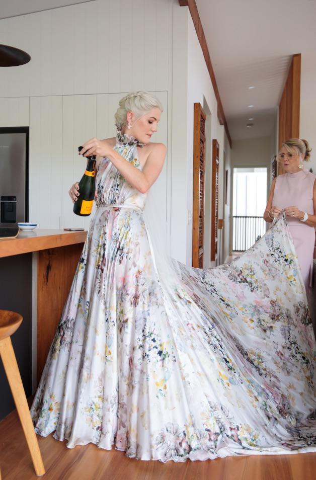 The dress in full effect. The last day the world made sense. | Scrolller