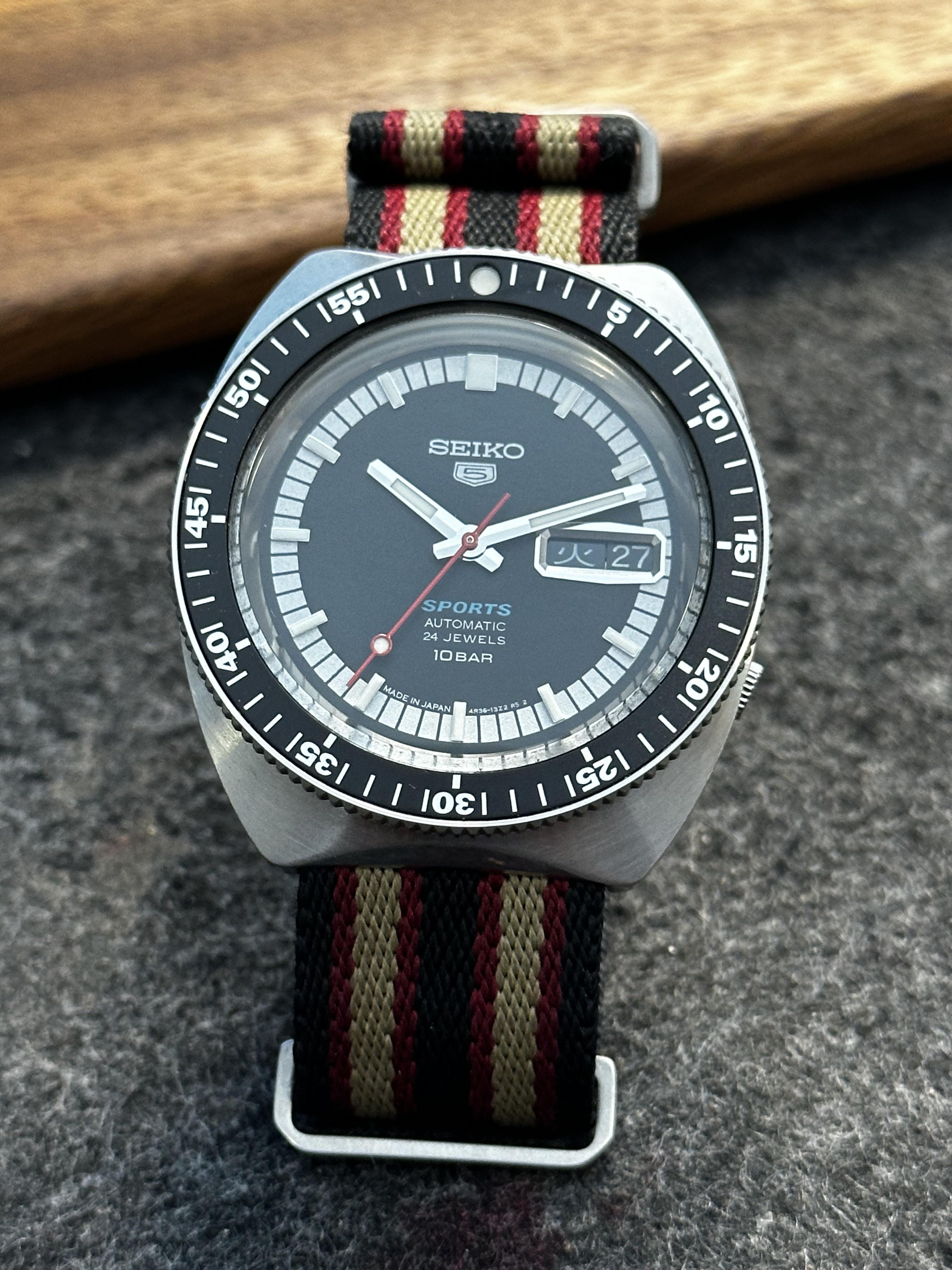 [SBSA223/SRPK17] On a Retro Bond Nato | Scrolller