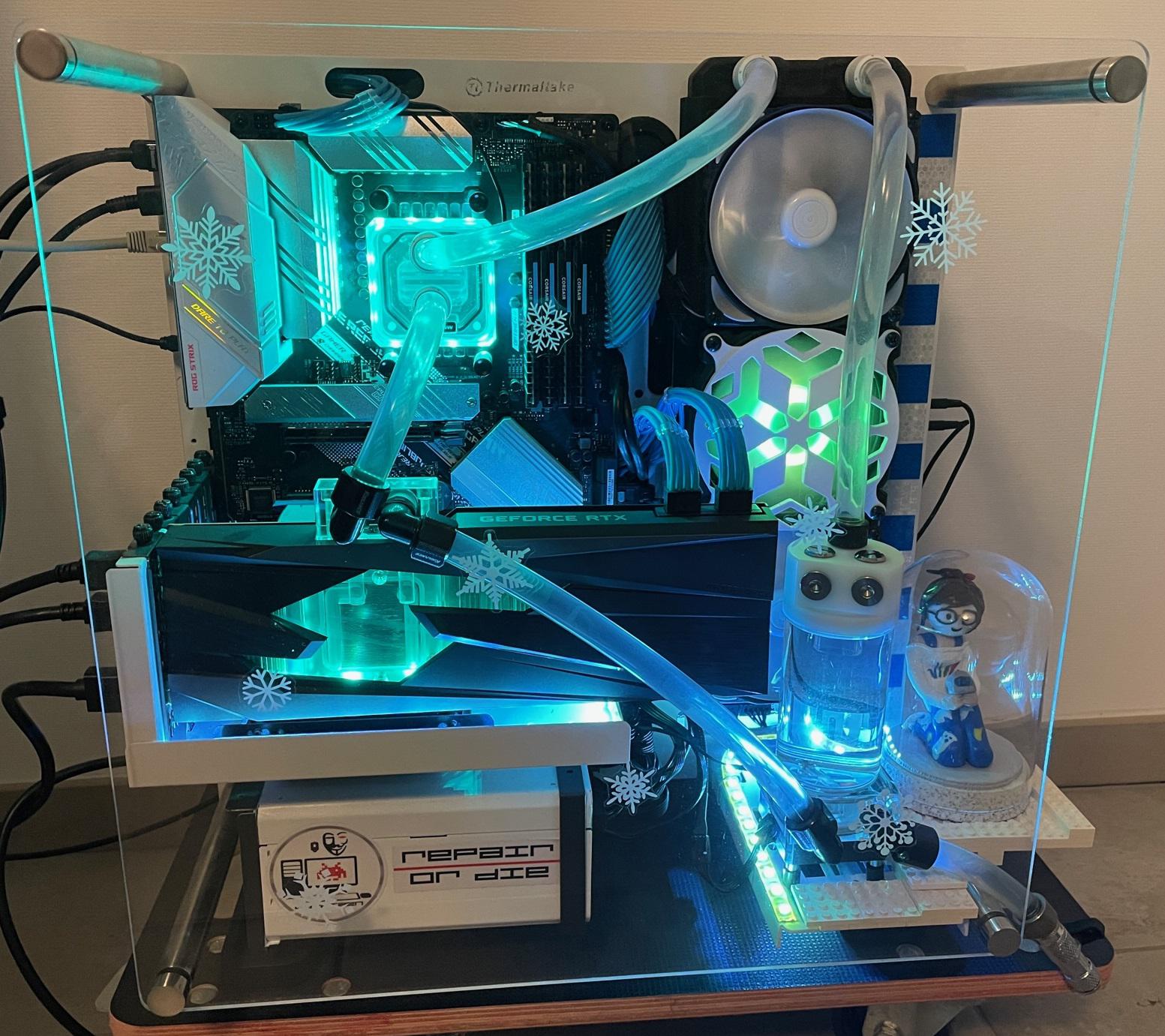 Discover more like Watercooling: Thermaltake Core P3 snow with custom loop (Mei Mod) and Related ...