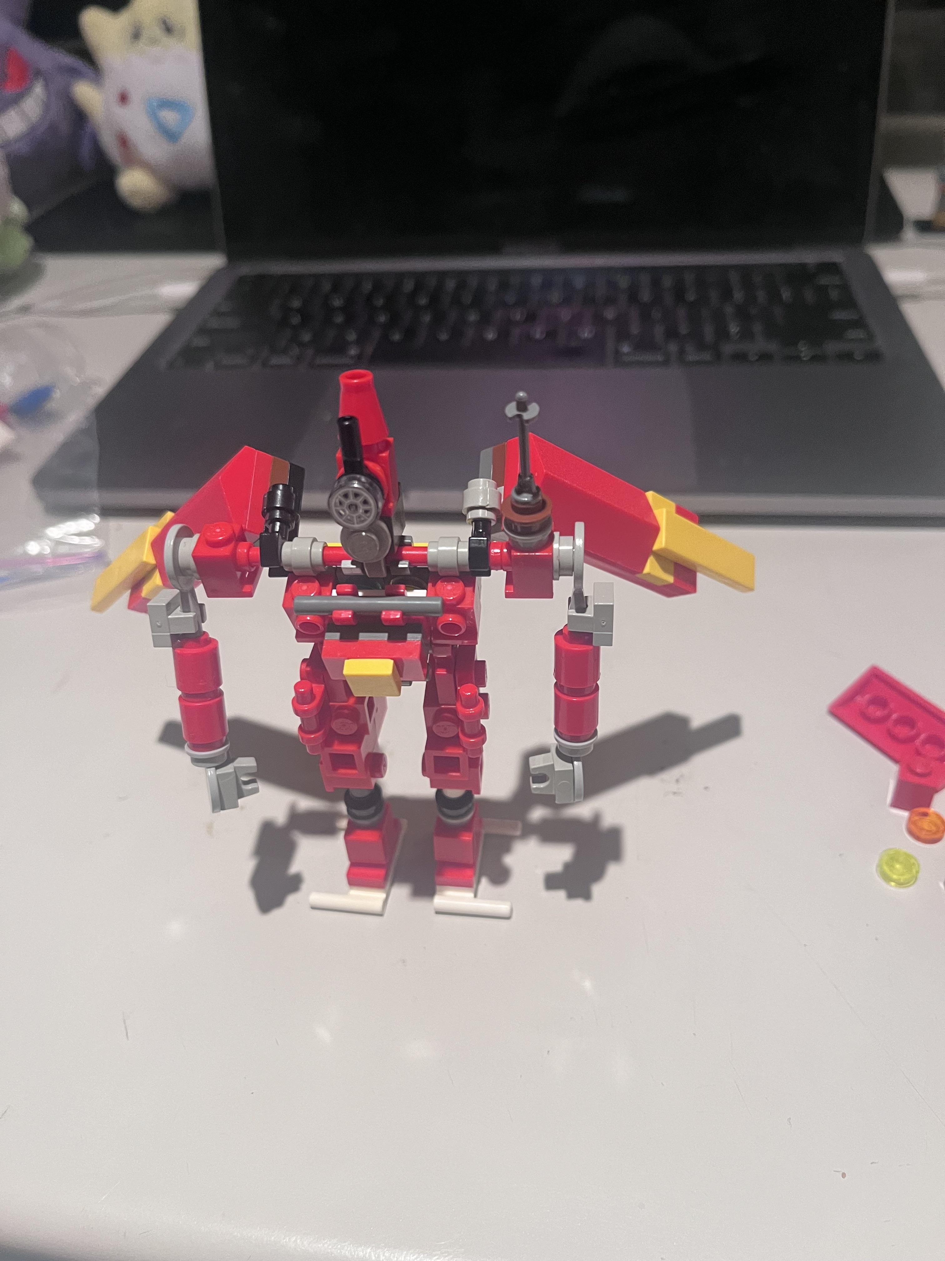 Mini Robot | Scrolller