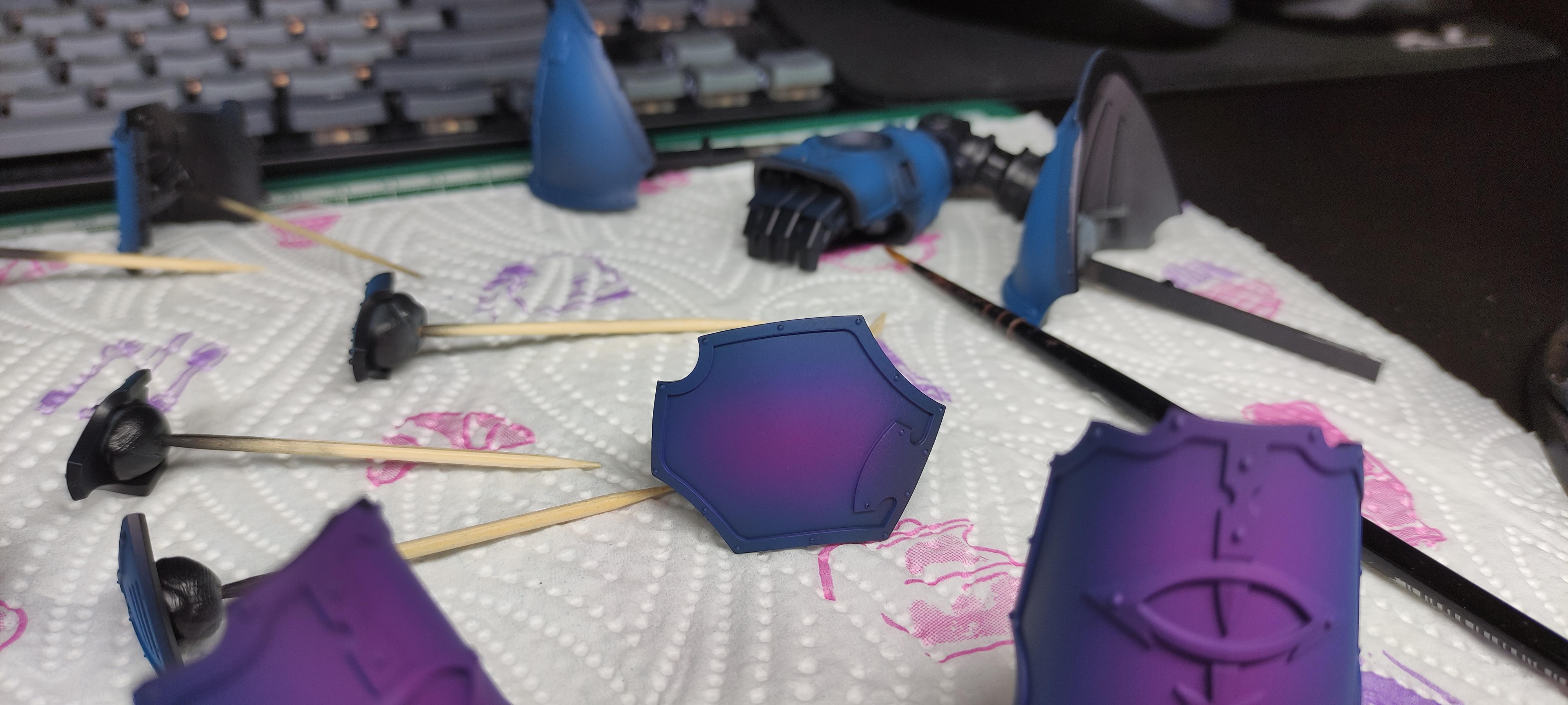 So i started to paint my lancer knight, and can get out the feel, that my gradients not so ...