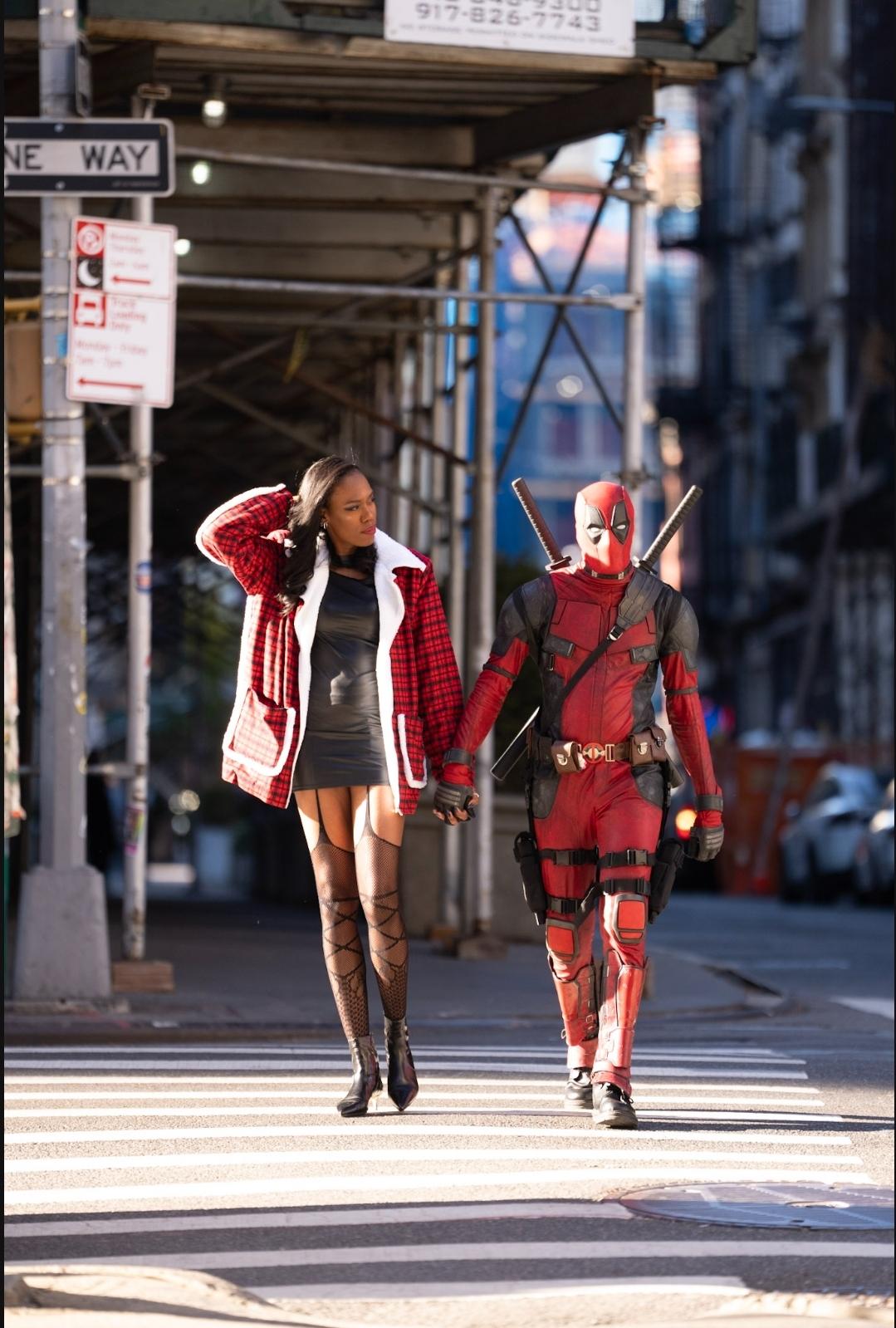 Discover more like Cosplay: Deadpool and Vanessa Carlysle cosplay shoot + Artwork by Tasdraws ...