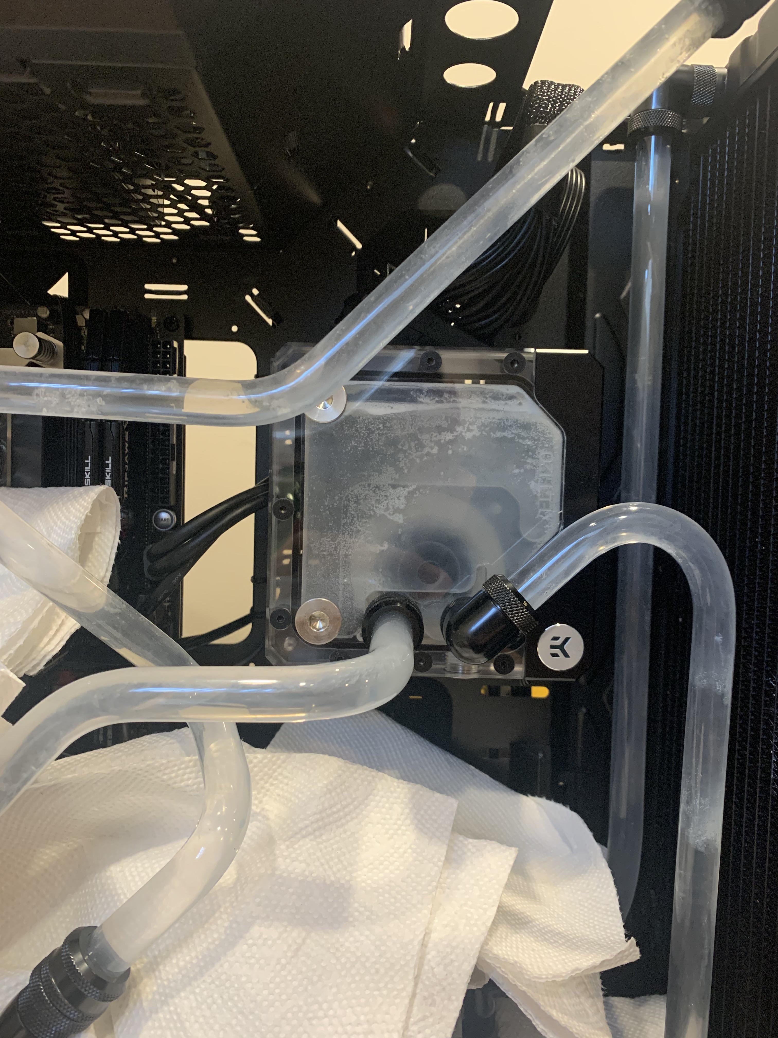 Soap scum? | Scrolller