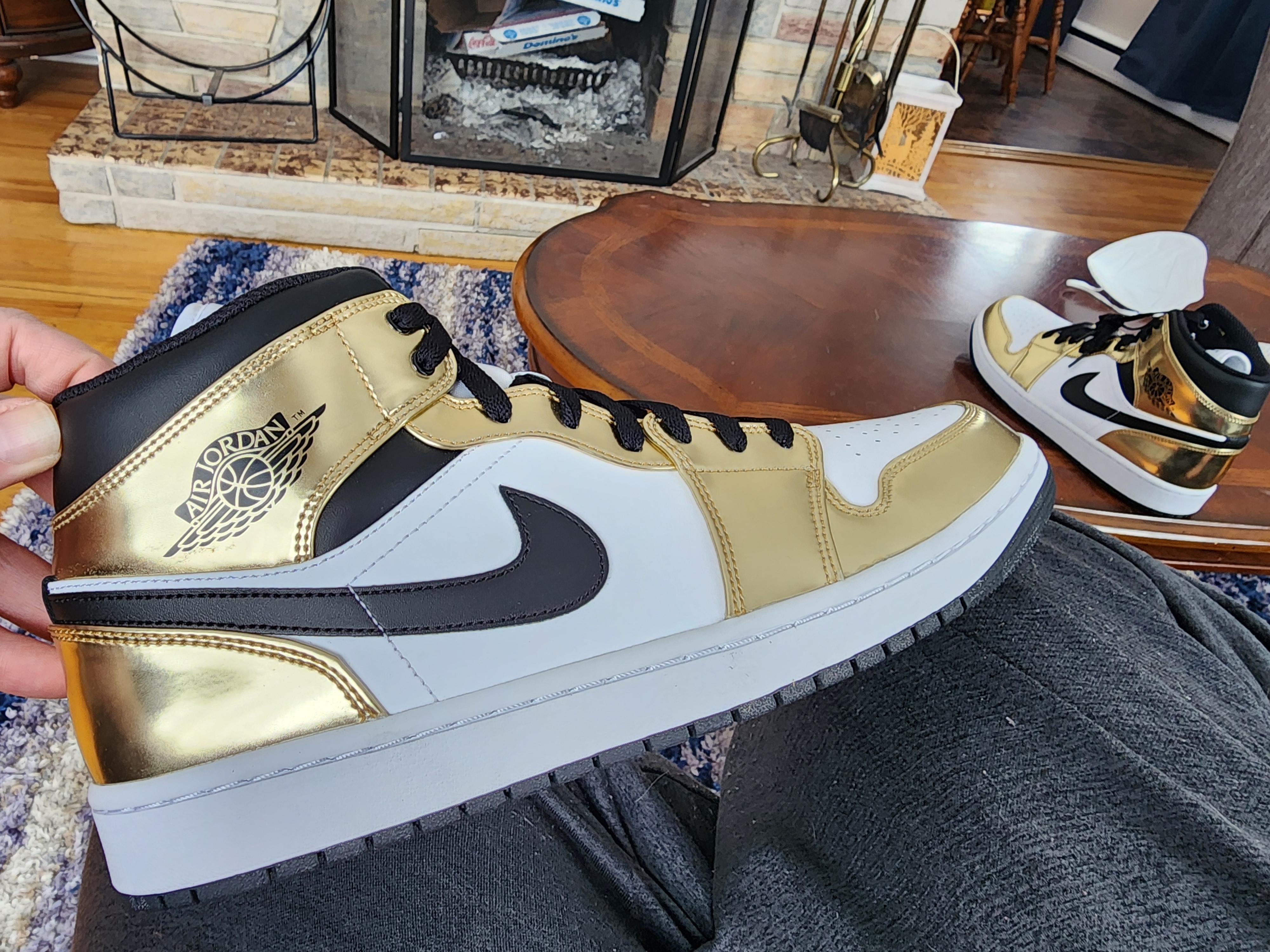 First pickup from The RealReal | Scrolller