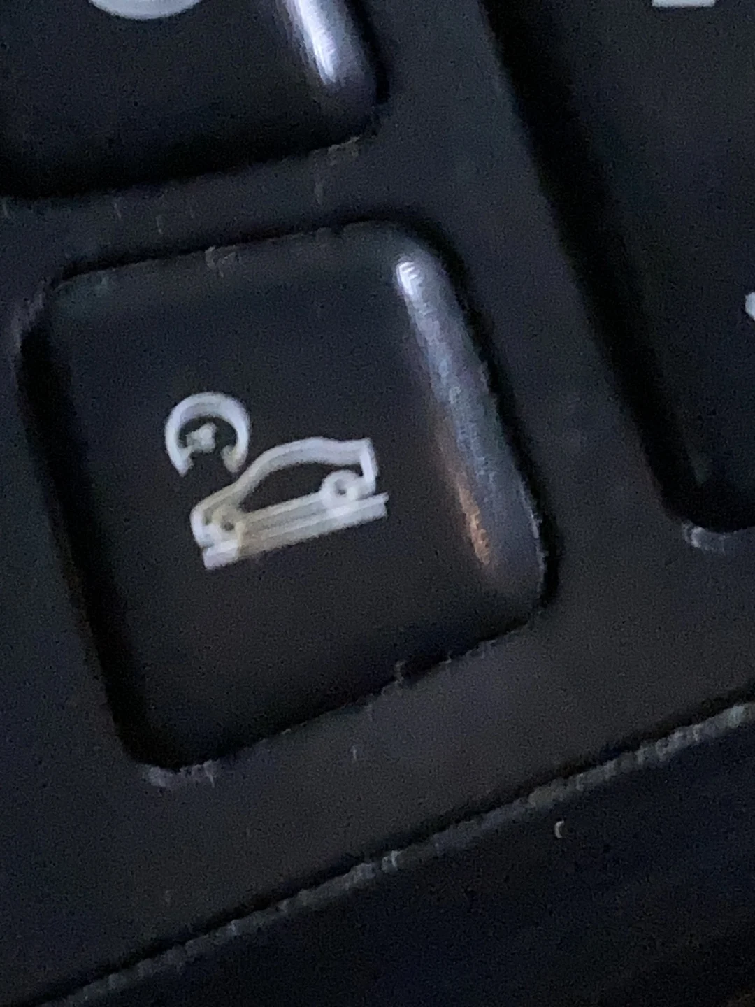 E60 - what’s this steering wheel button for? | Scrolller