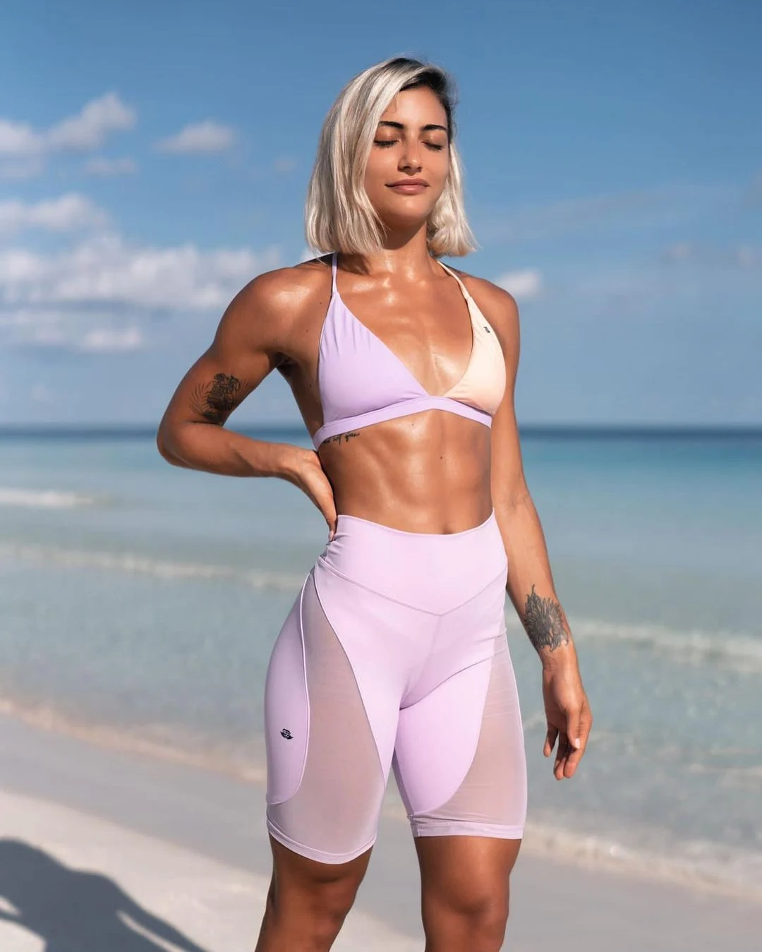 Cata Cohan | Scrolller