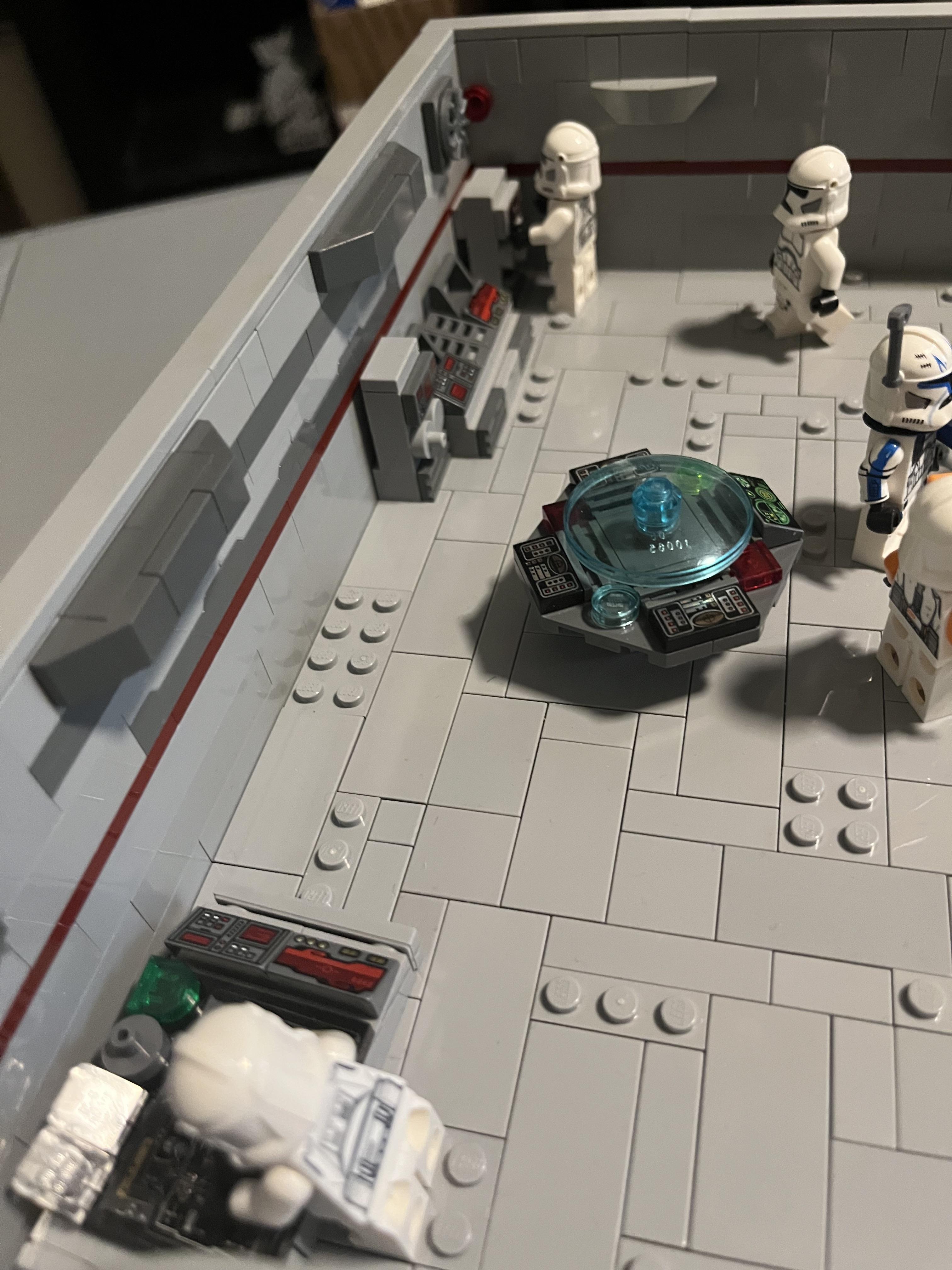 Diorama: Receiving orders | Scrolller