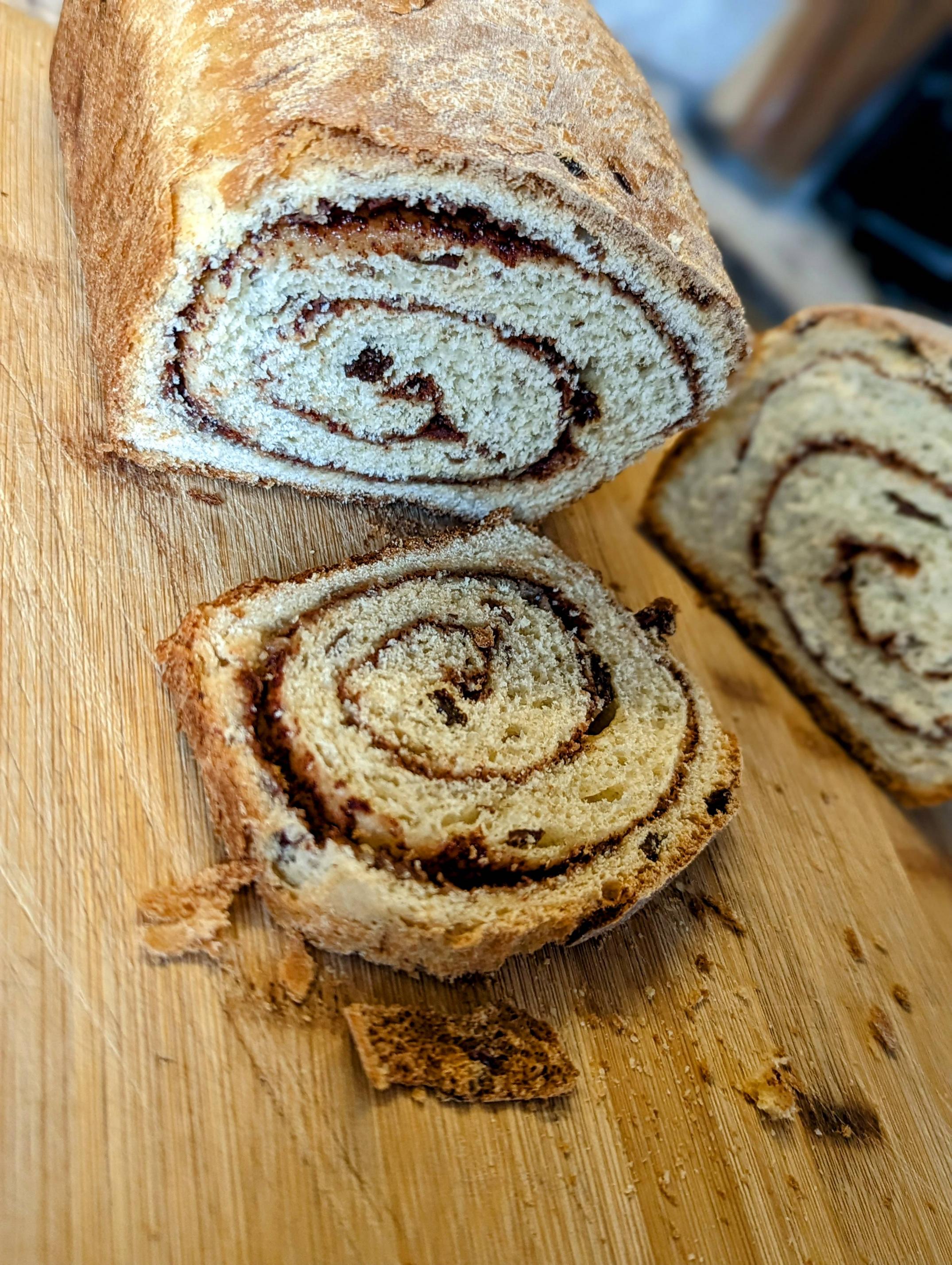 Raisin Bread First Attempt. Any tips on the spiral separating? | Scrolller