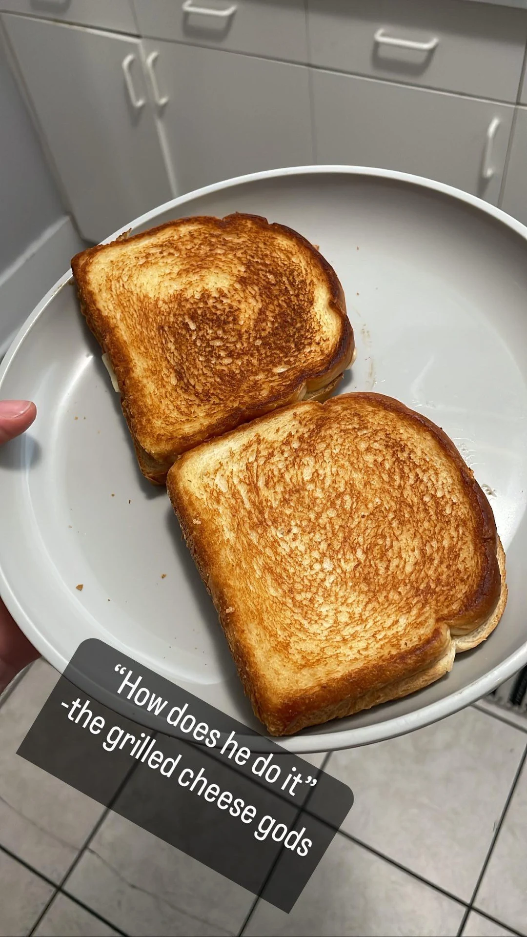 How’s my crust????? | Scrolller