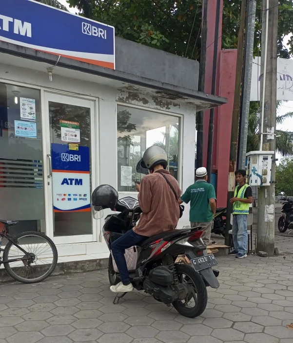 Discover more like Indonesia: You have heard about pungli Indomaret. Now behold, pungli ATM and ...