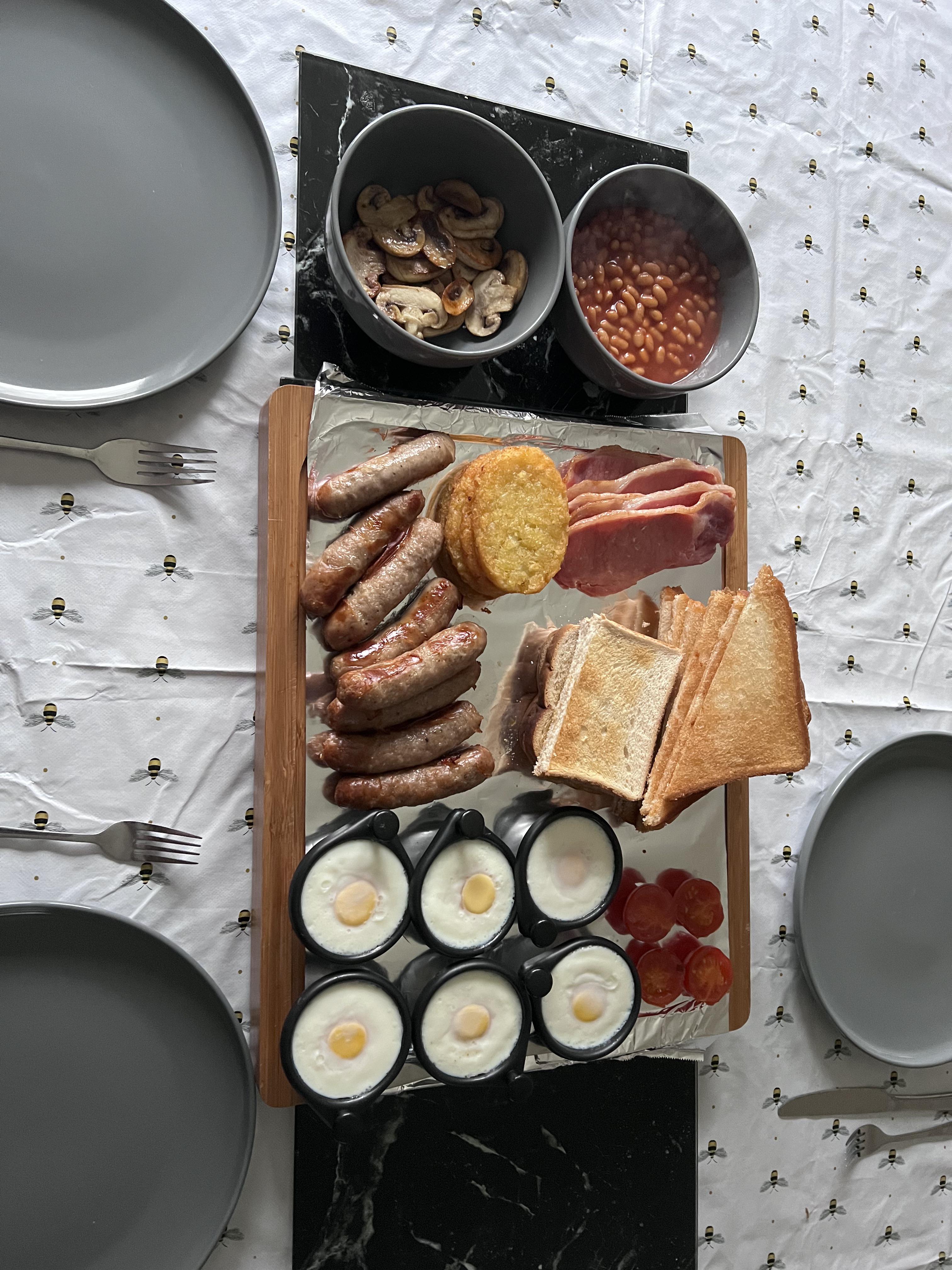 [Homemade] English breakfast buffet | Scrolller