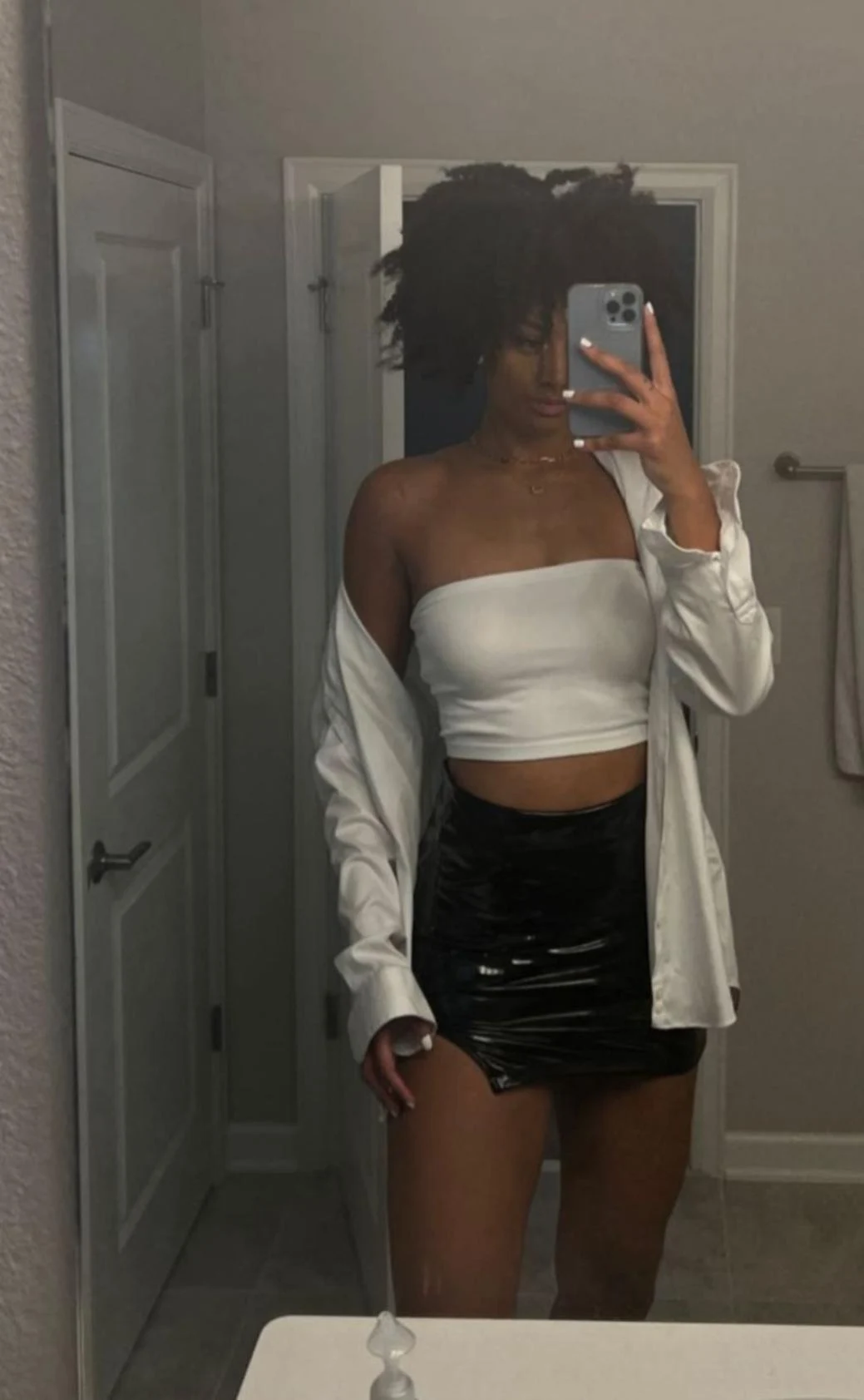 Raelyn Divine | Scrolller