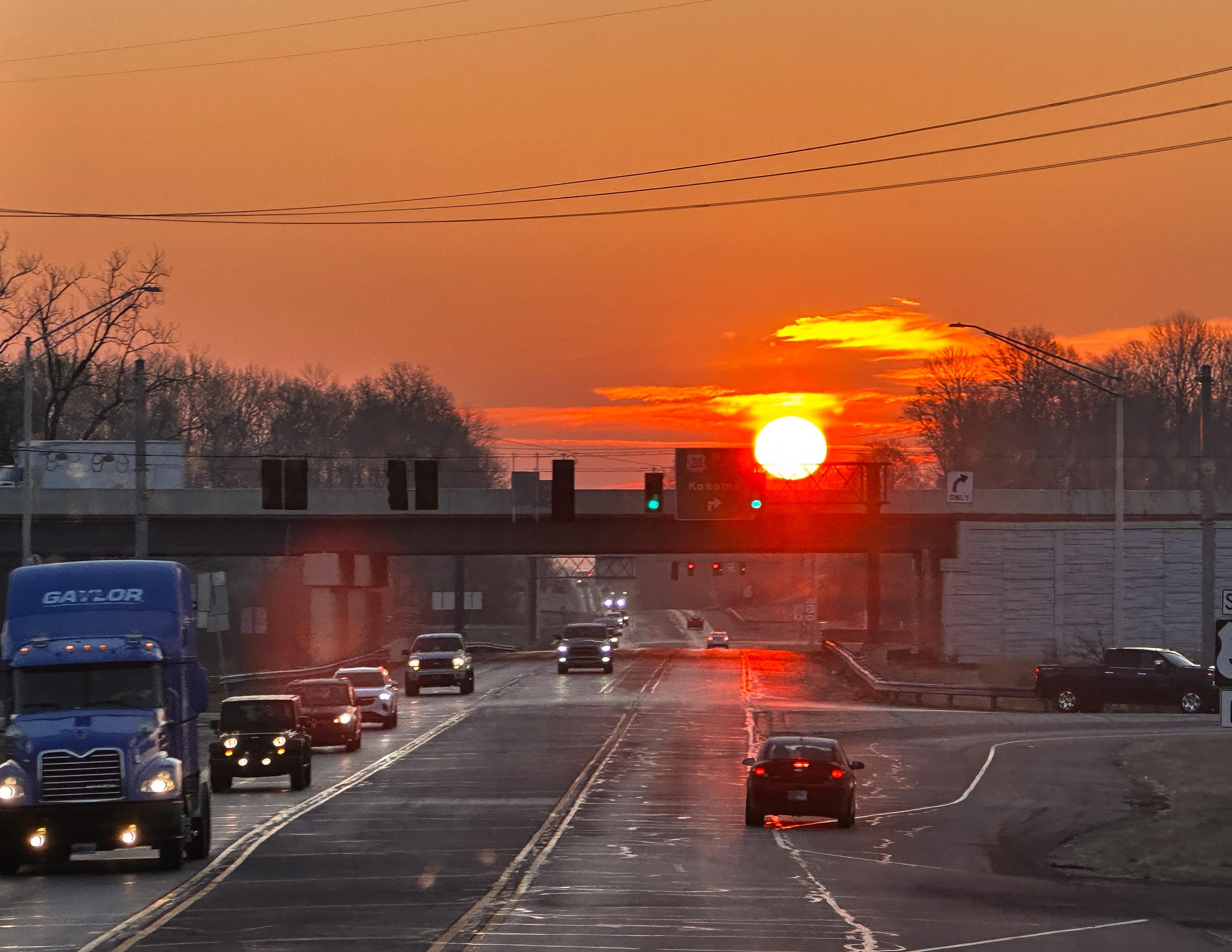 Sunrise road | Scrolller