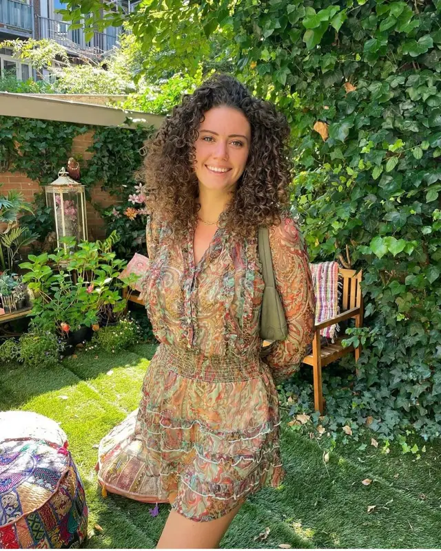 Emma Deckers | Scrolller