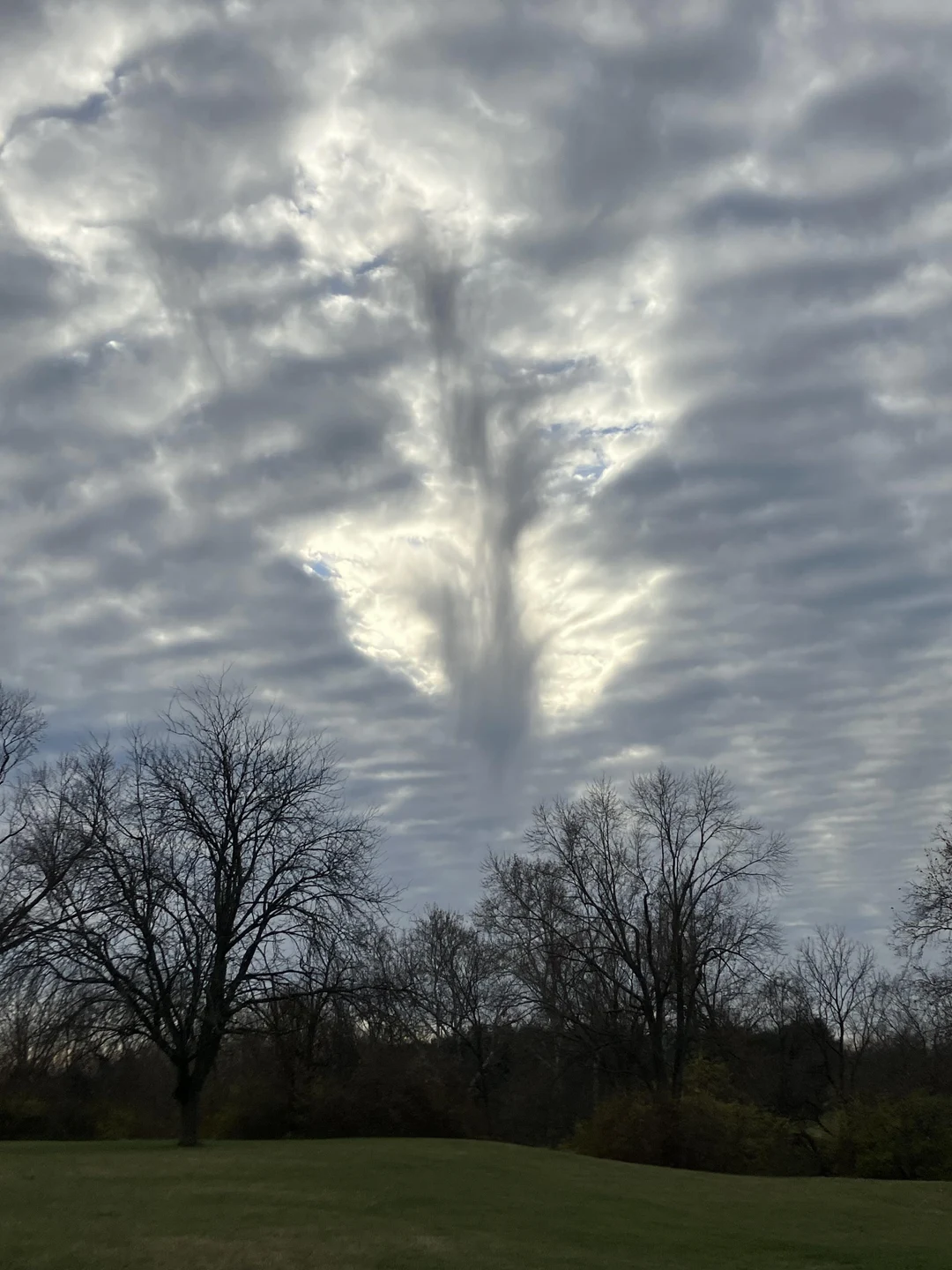 The sky doing a thing | Scrolller