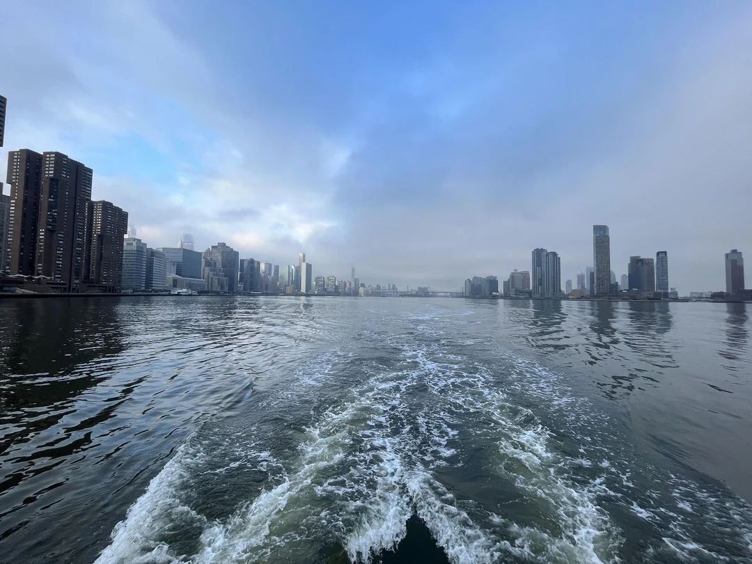 New York City / LIC | Scrolller