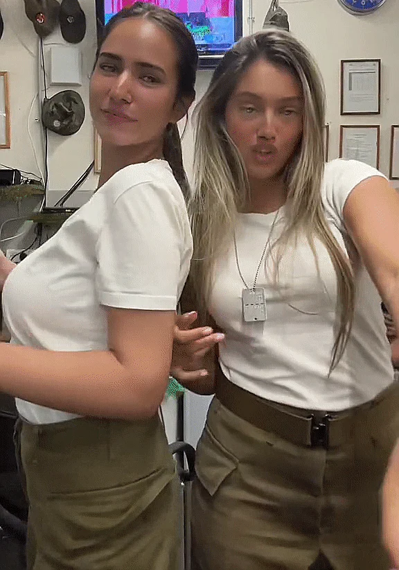 Giving signs that they can’t be hidden | Scrolller