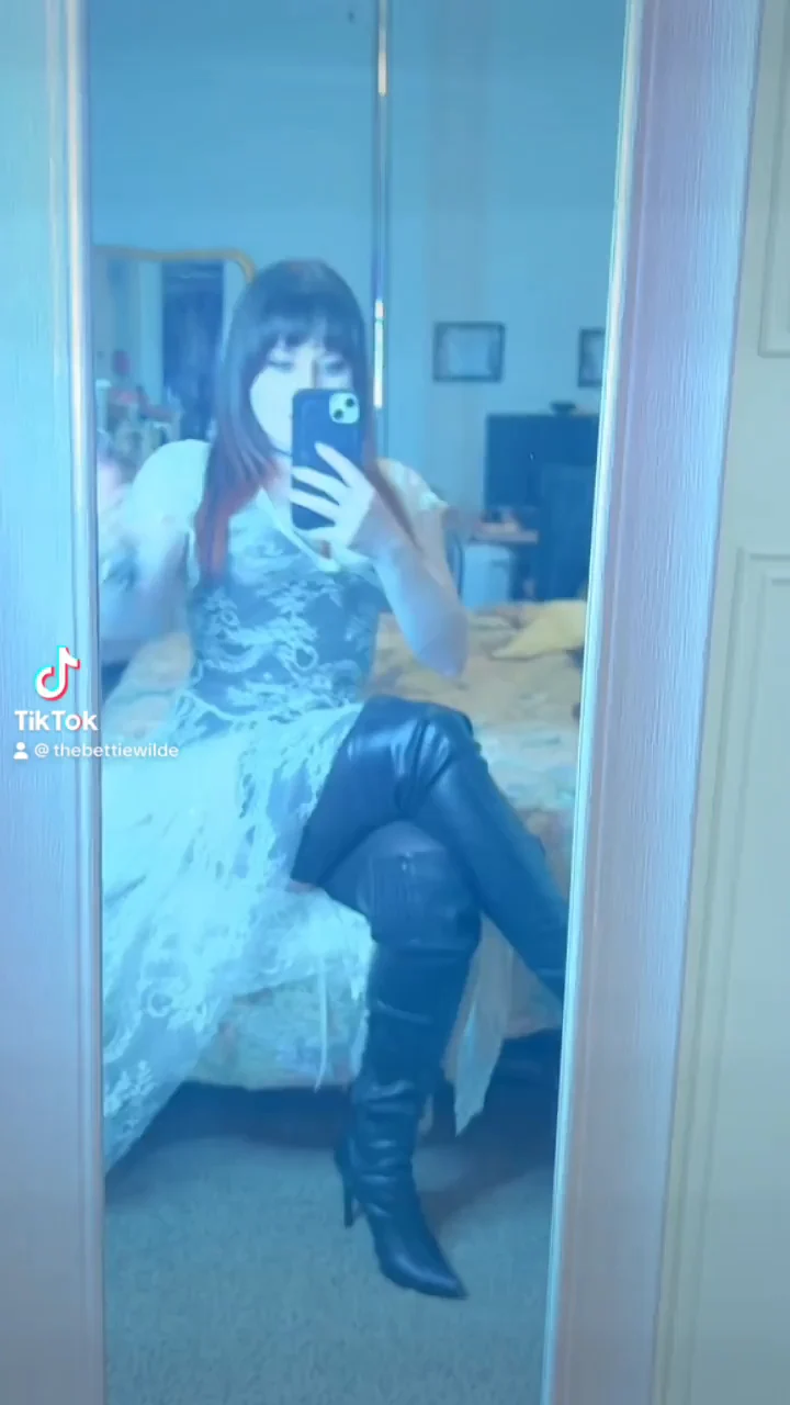 New look, new thot | Scrolller