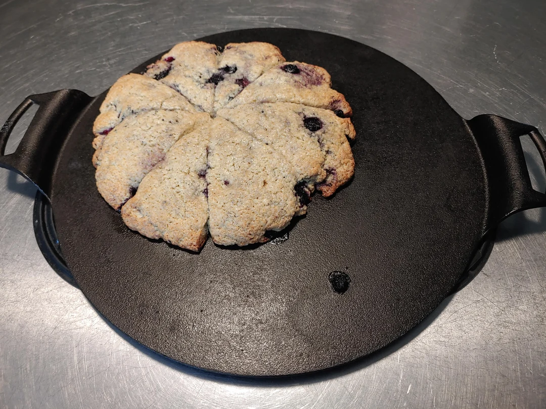 Lemon Blueberry Scones | Scrolller