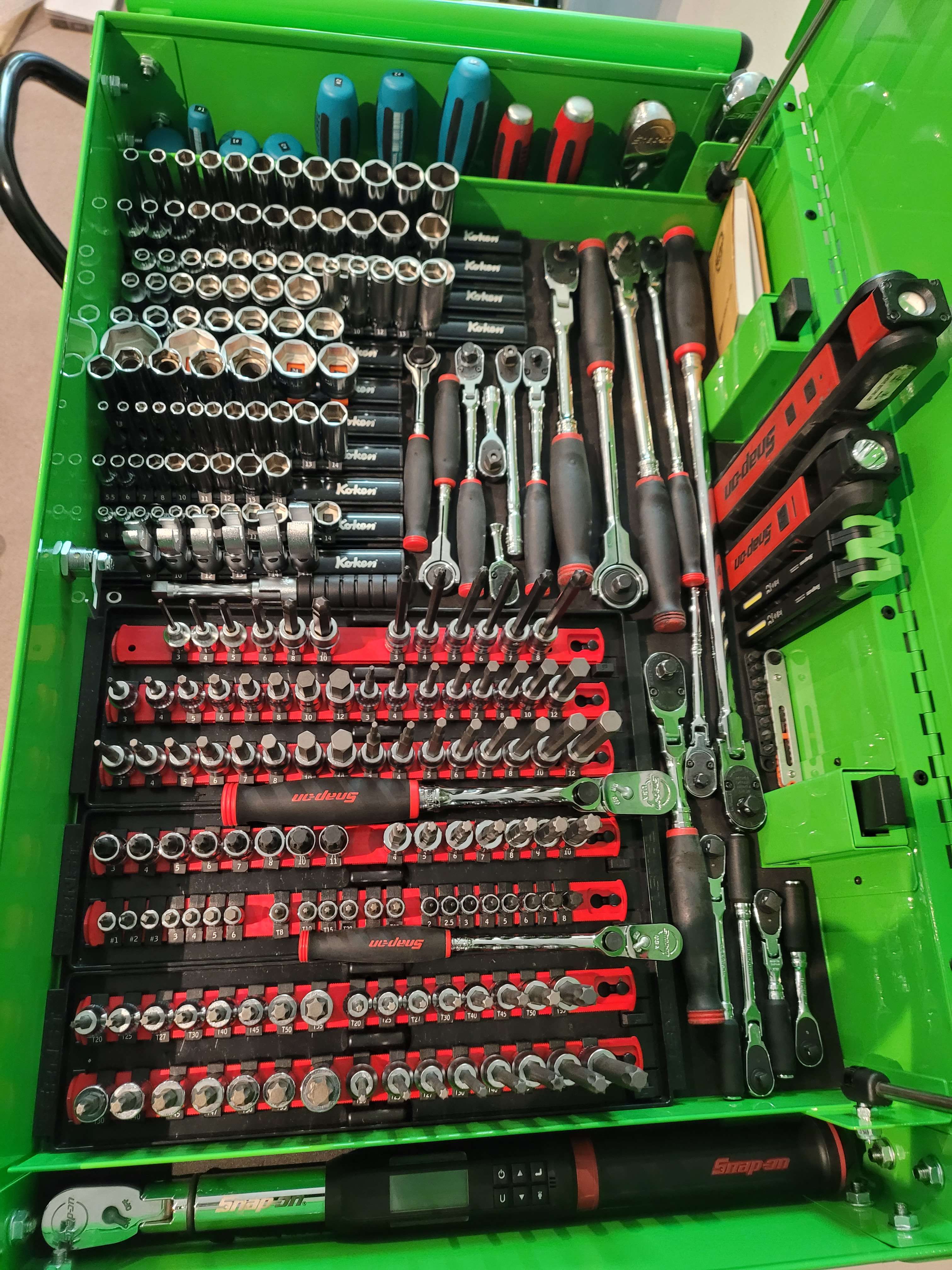 Finished arranging my new tool cart! | Scrolller