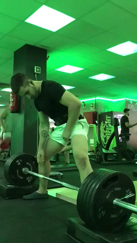 1rm form check | Scrolller