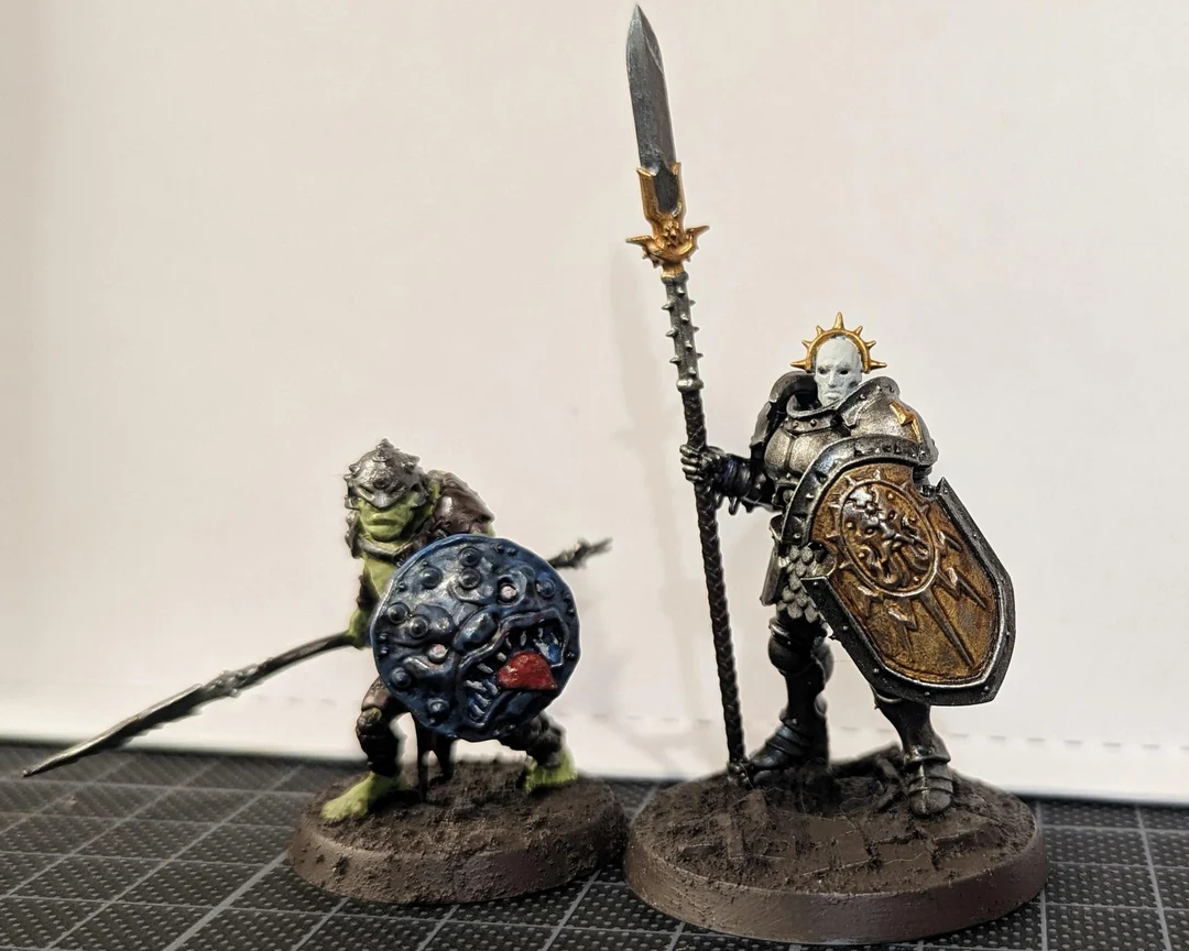 First two miniatures :) | Scrolller