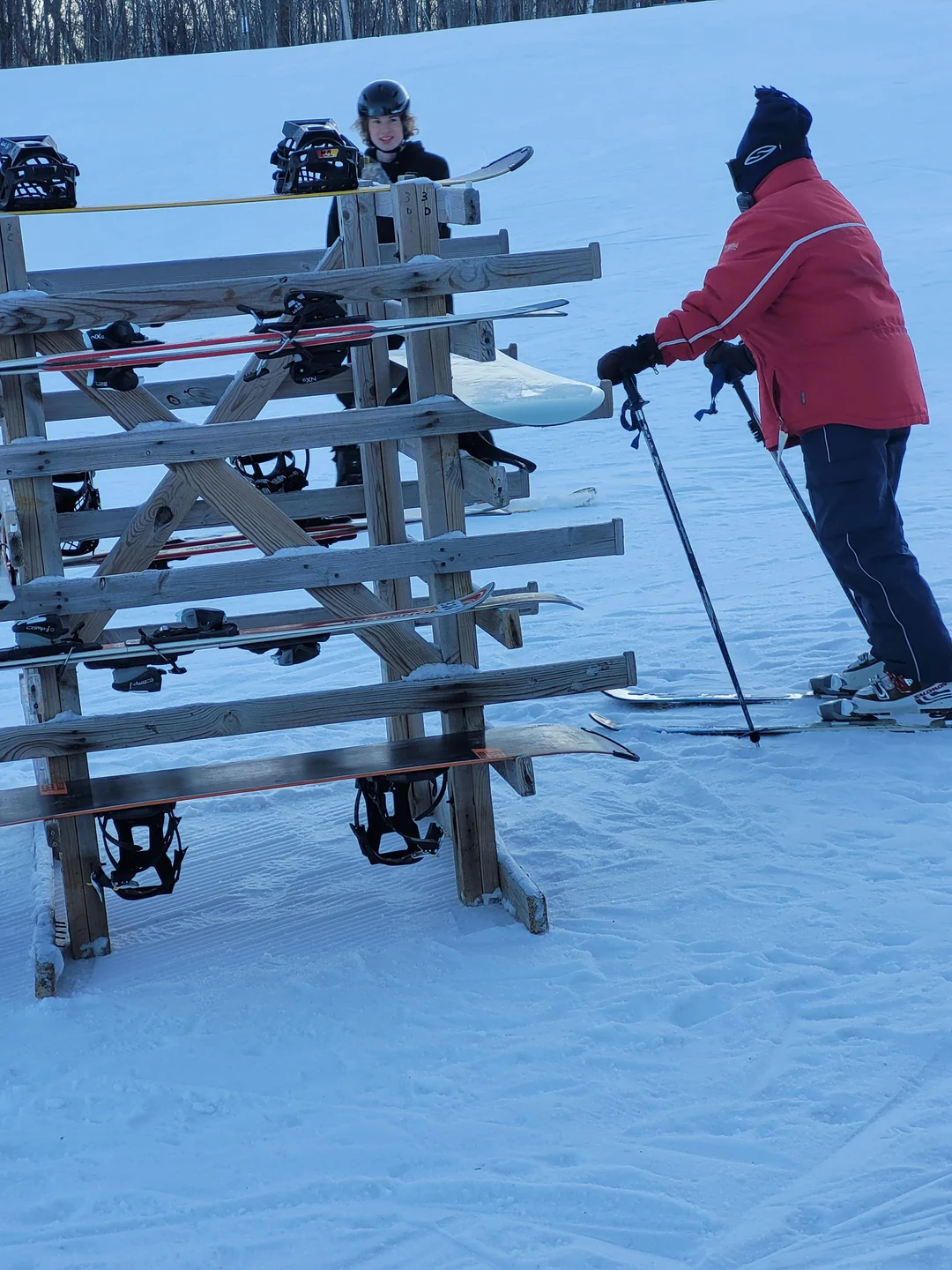 [50/50] Wooden skiing rack (SFW) | Dead body in a pile of snow (NSFW) | Scrolller
