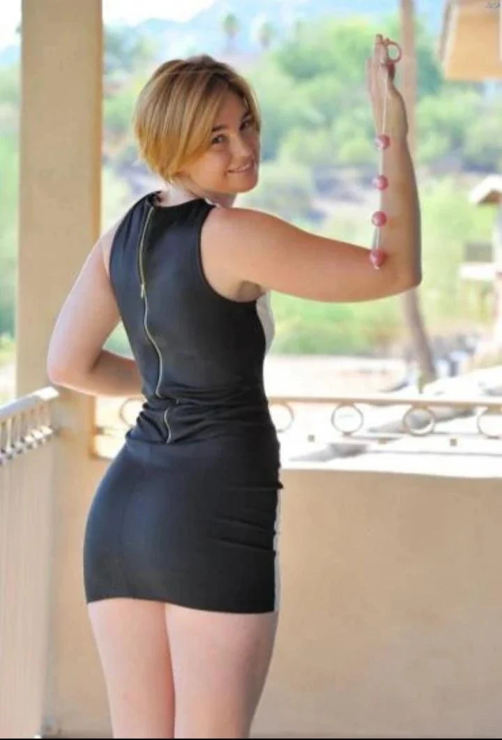 Jodi Taylor... | Scrolller