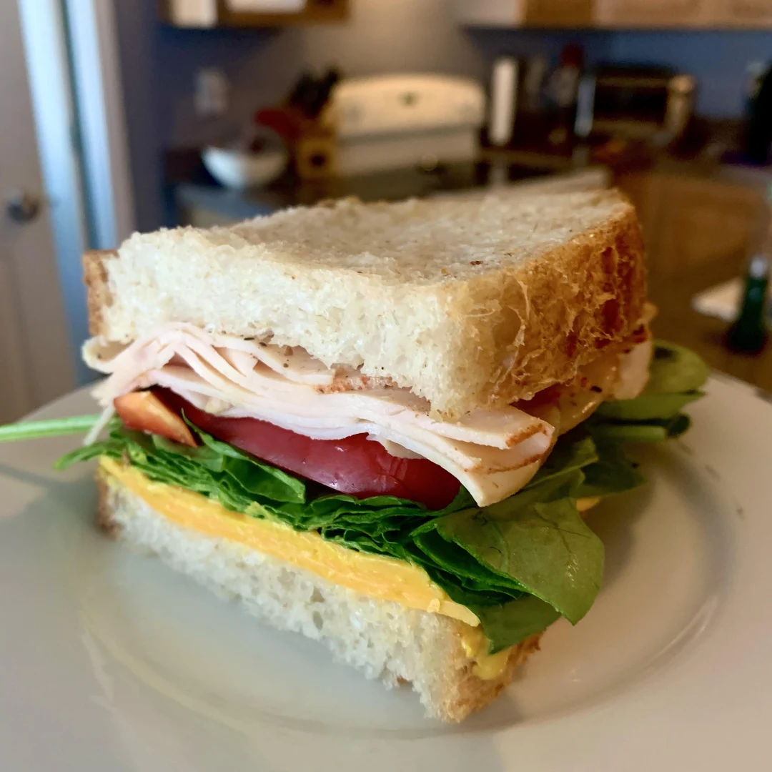 What’s your favorite way to use fresh homemade bread? | Scrolller