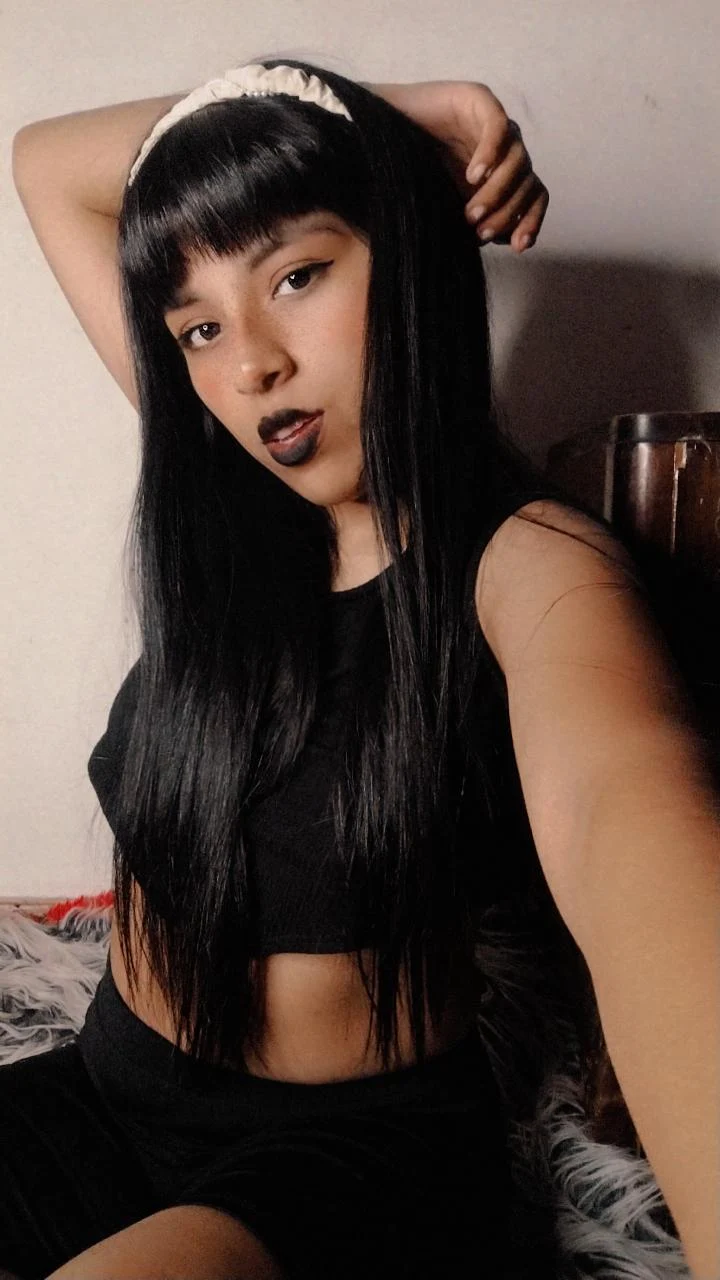 the black crop as always | Scrolller