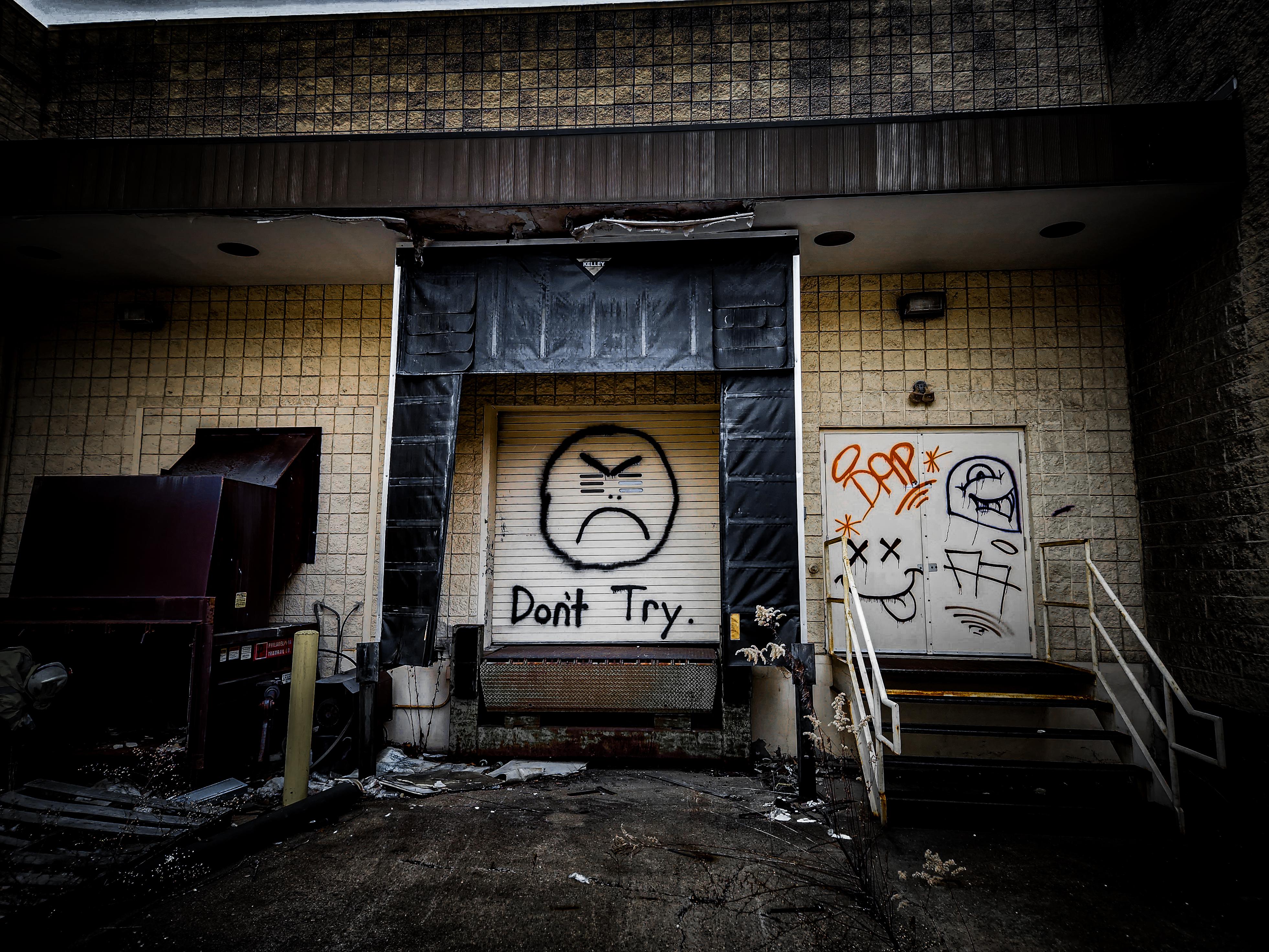 Loading dock at an abandoned mall, pa [oc] | Scrolller