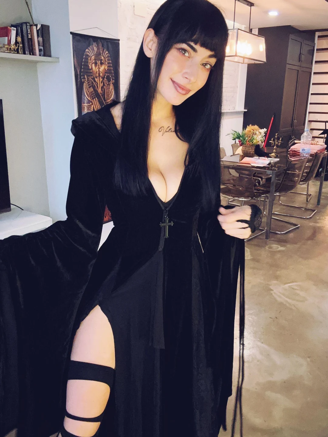 Me [Dark Cosplay Witch] | Scrolller