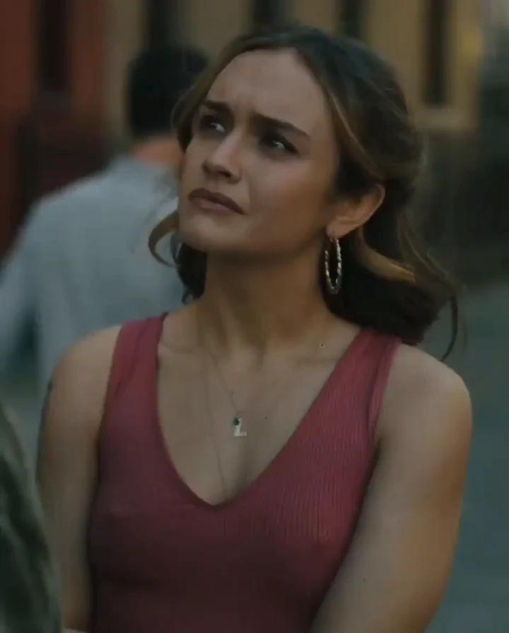 Olivia Cooke [Naked Singularity] | Scrolller