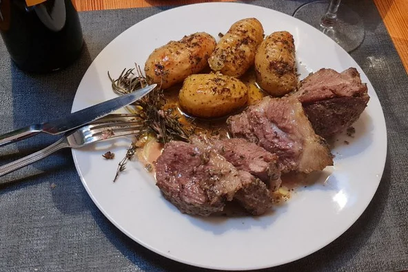 A lamb steak for dinner! | Scrolller