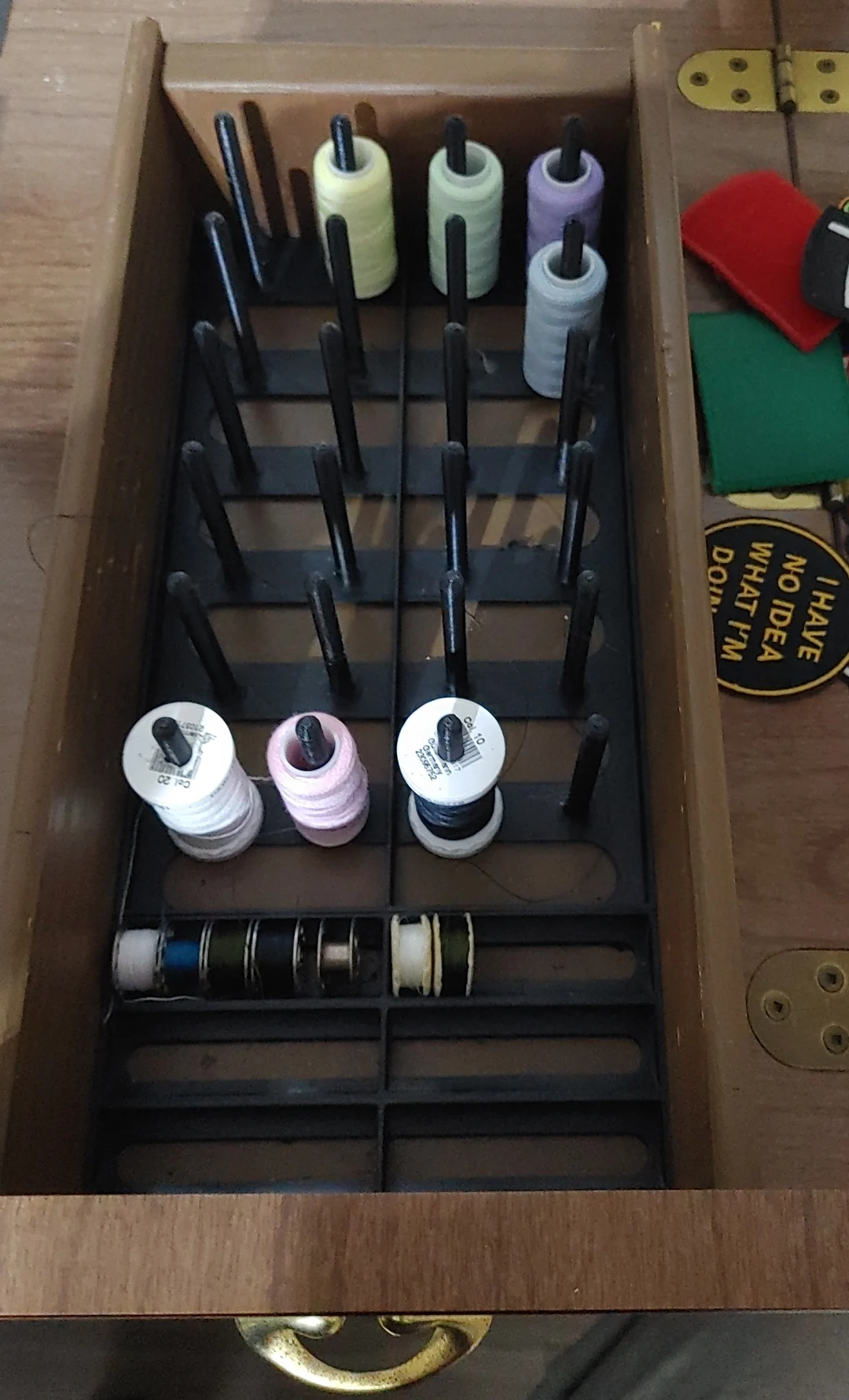 Sewing machine drawer organiza | Scrolller