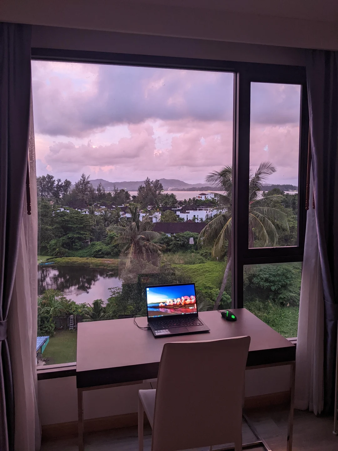 New home, new WFH. Phuket. | Scrolller