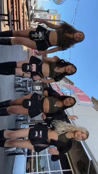 Bombshells part 2 | Scrolller