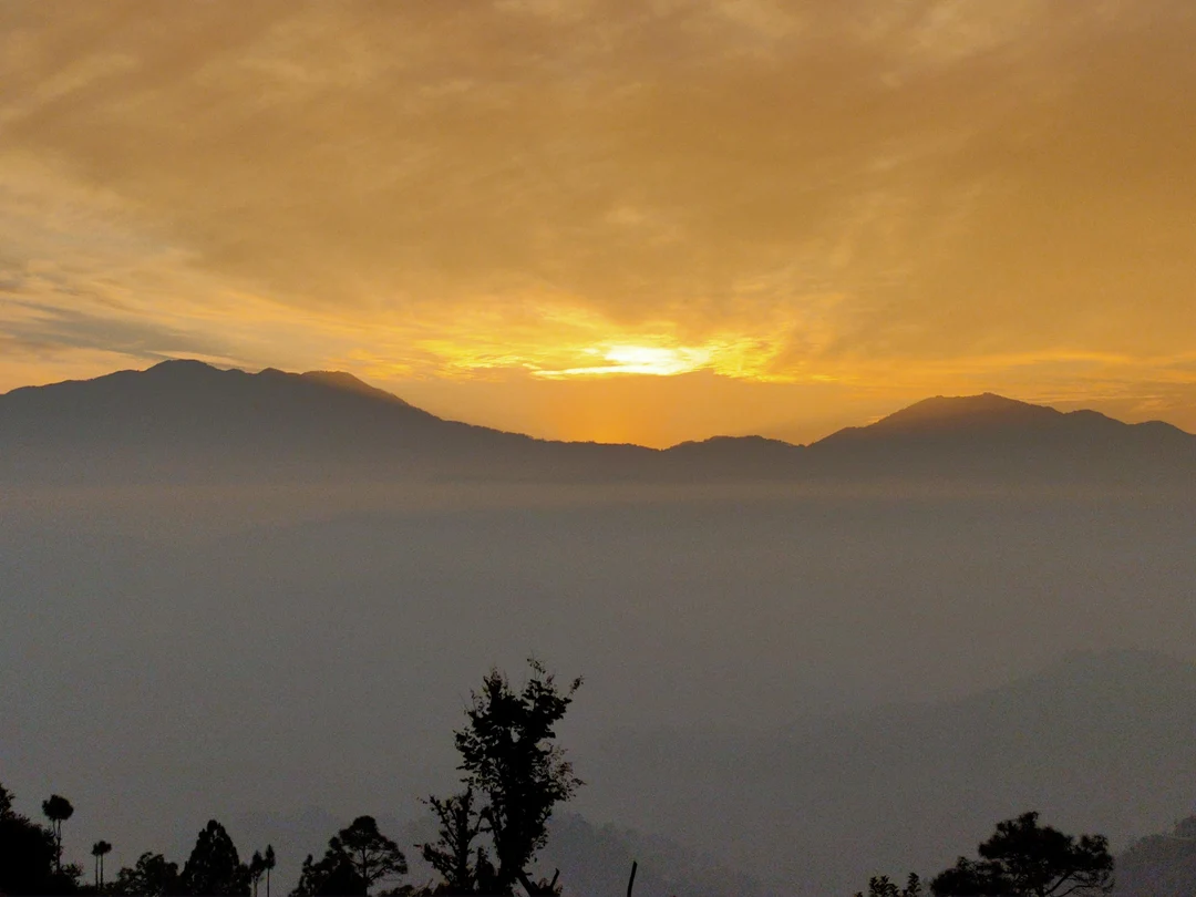 Beautiful Sunset in Mountains | Scrolller