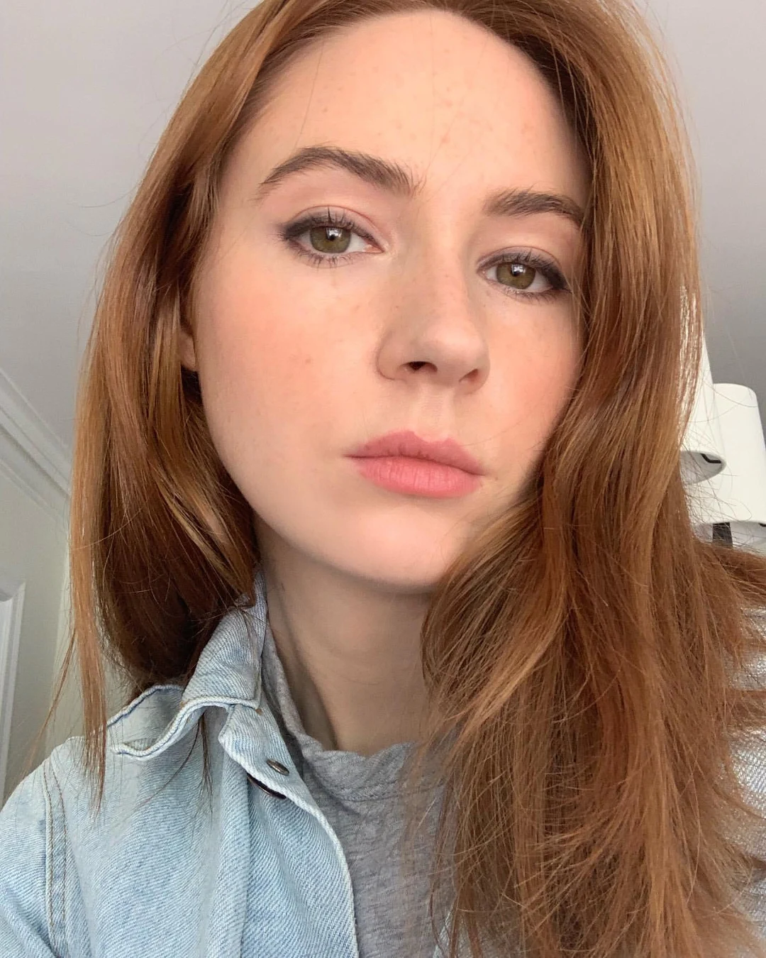 Karen Gillan | Scrolller