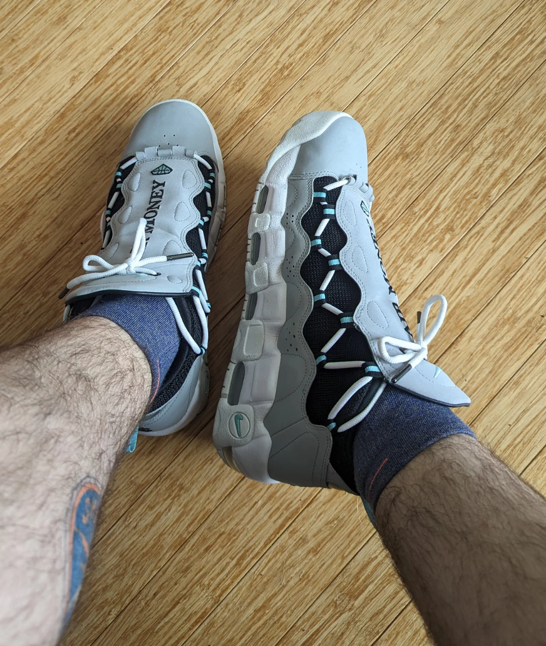 Friday and first shorts and sneakers of the year | Scrolller