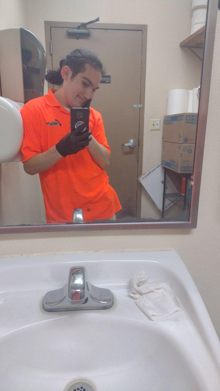 Ahh.. my face.. | Scrolller