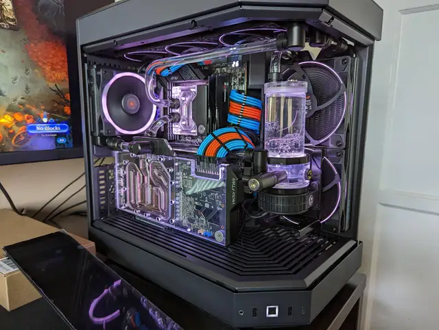 Triple Rad Y60 with almost functional screen | Scrolller