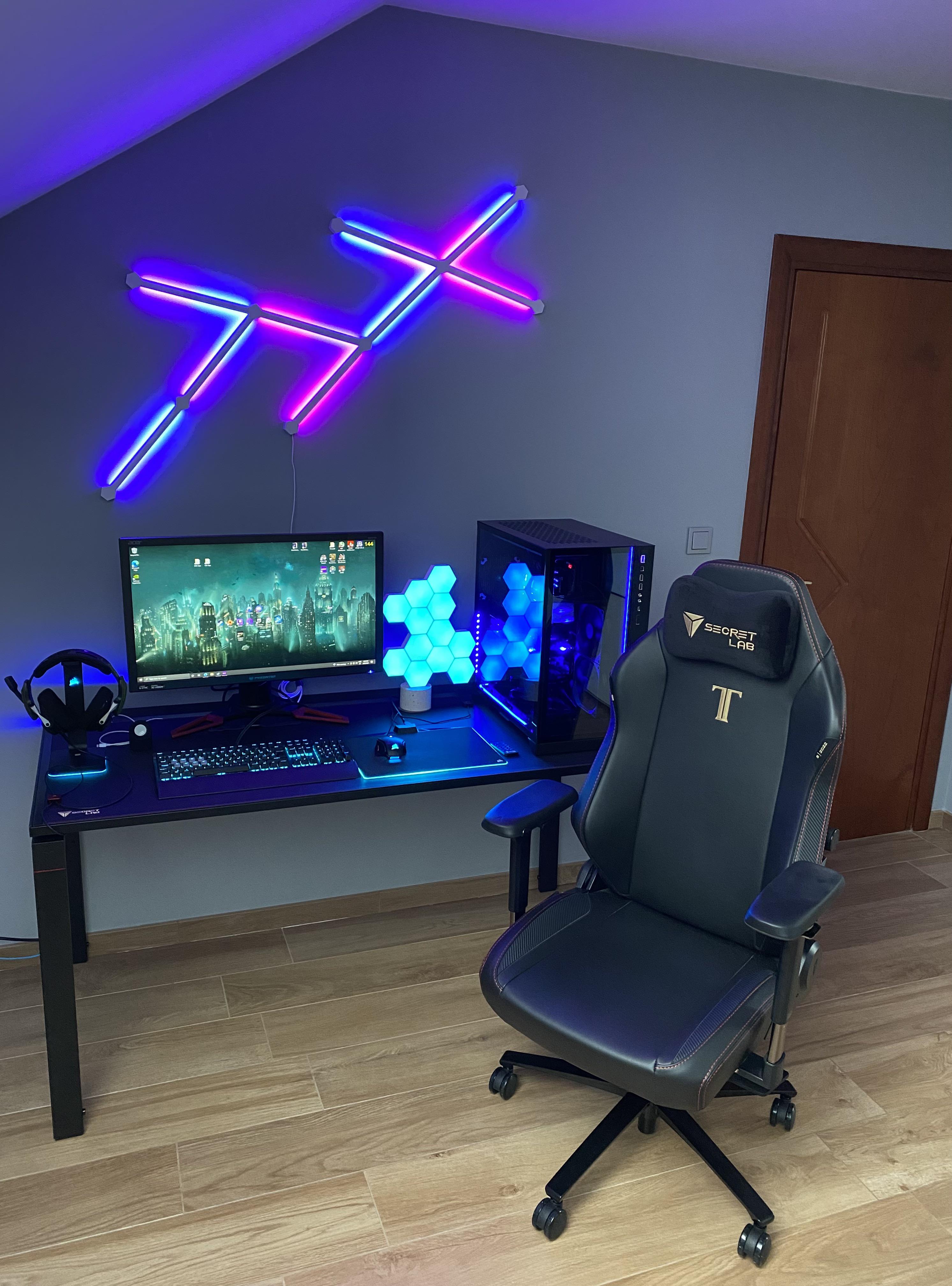 Enjoying my new setup #Secretlab | Scrolller