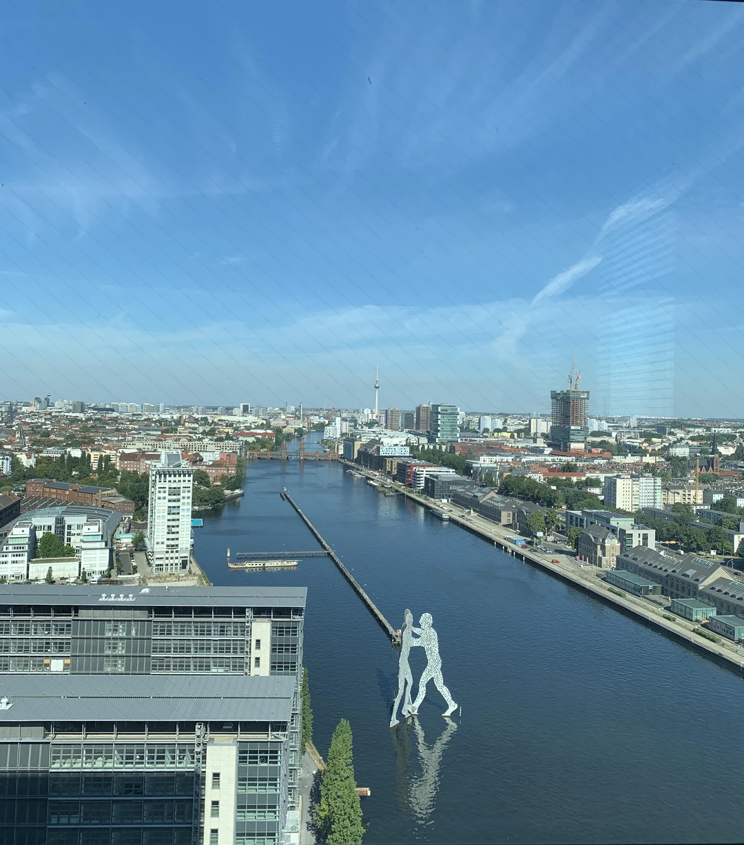 View at the Spree, Berlin | Scrolller