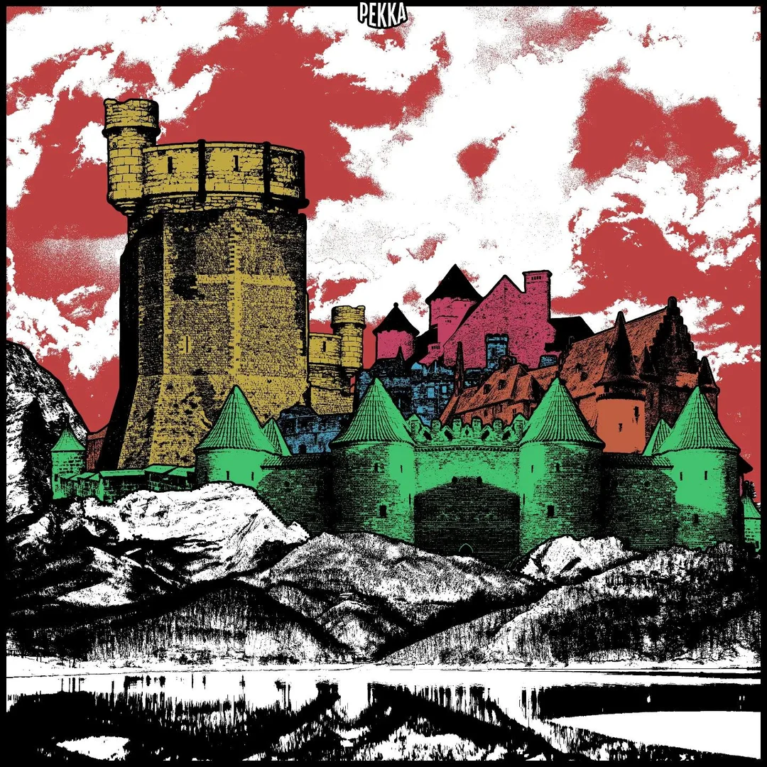 Snowcliff Castle | Scrolller