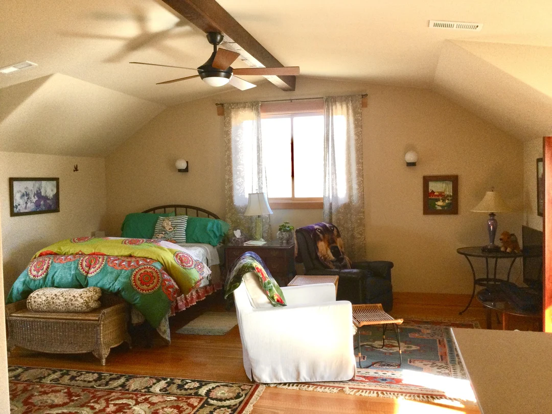 Our cozy guest space | Scrolller