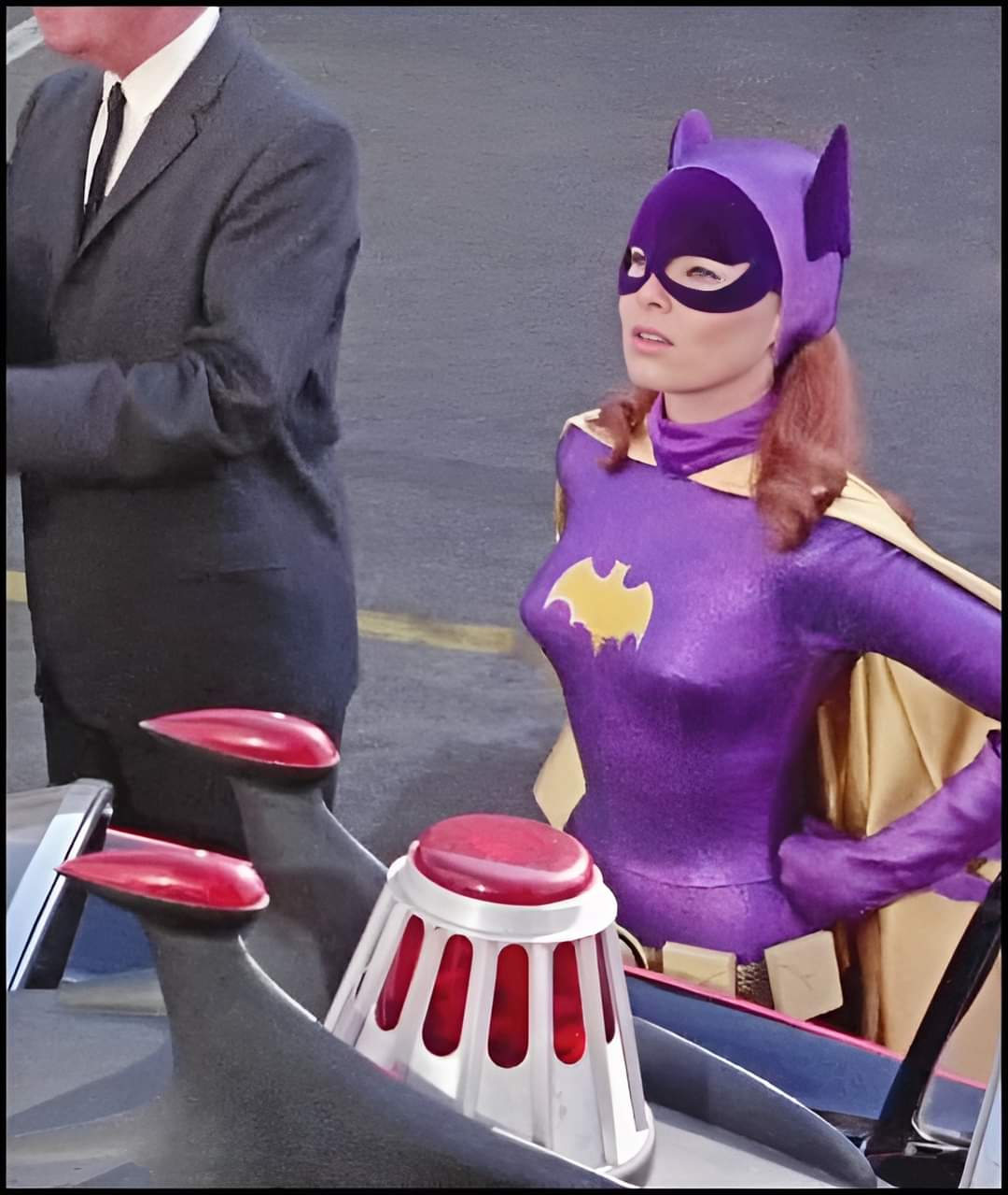 Yvonne Craig as Batgirl 1967 | Scrolller